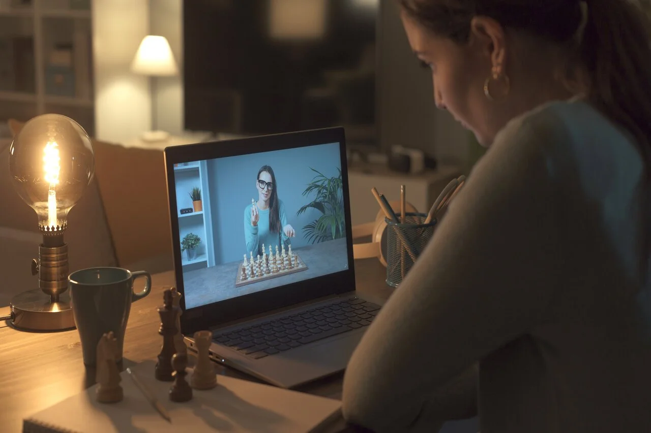 Mastering the Digital Chessboard: Online Chess Lessons