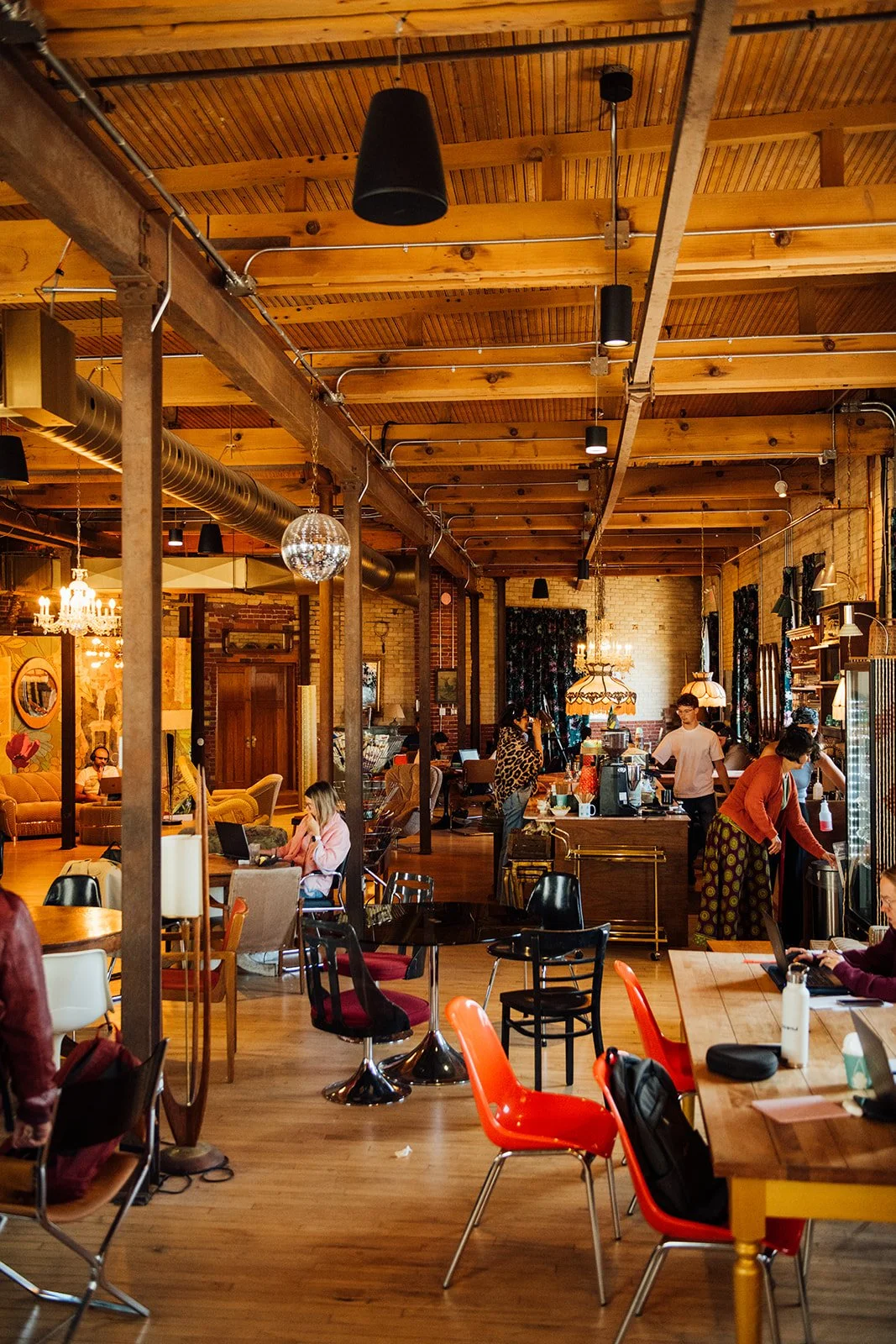 Le Petit Dep - Café & delicatessen in Montreal