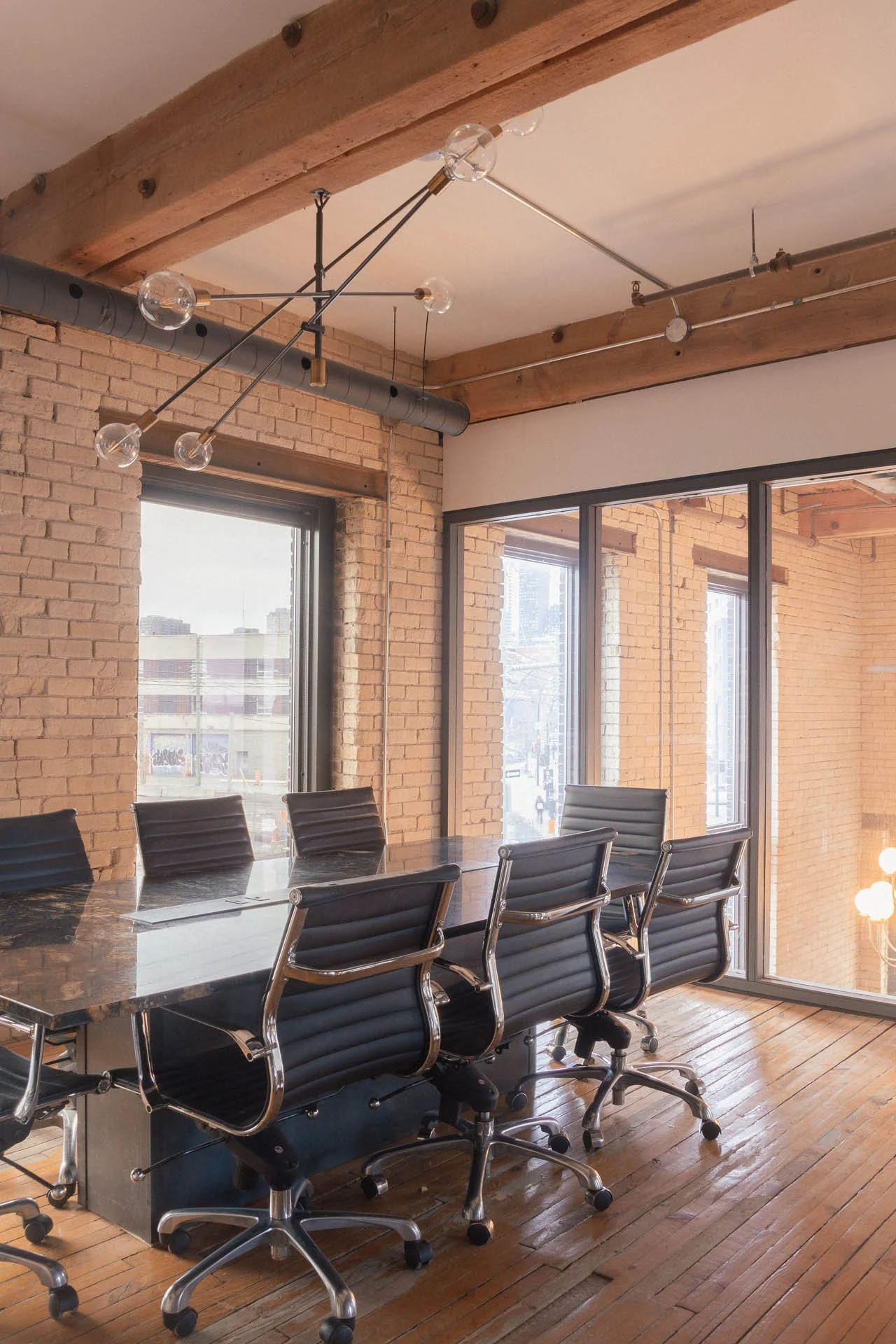 Bar Restaurant & Café Griffintown — Le Petit Dep