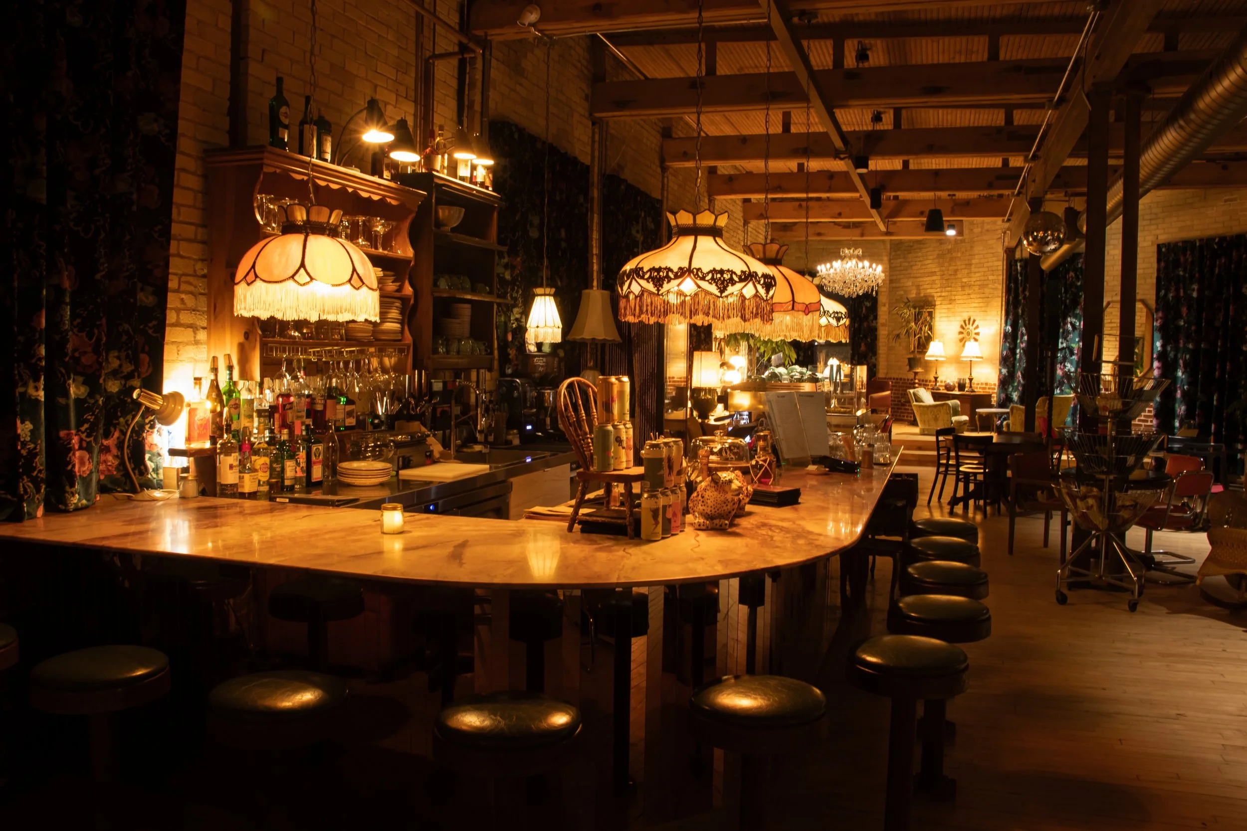 Le Petit Dep - Café & delicatessen in Montreal