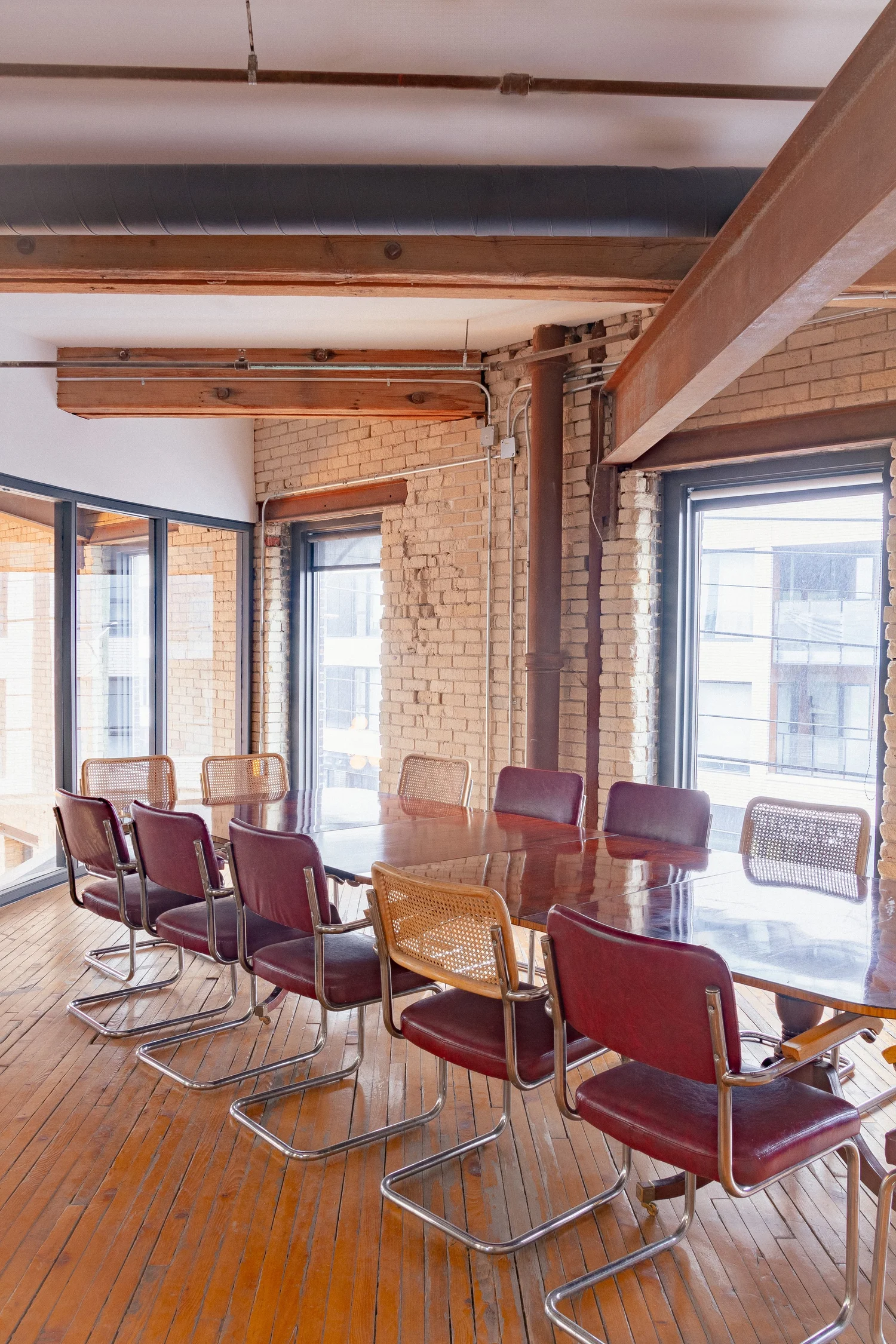 Bar Restaurant & Café Griffintown — Le Petit Dep