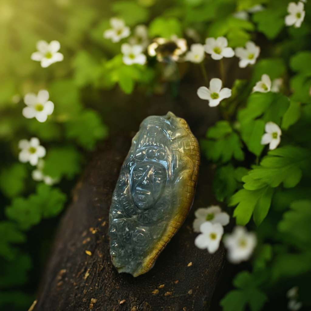Guatemalan Jade - Stylized Circle — Mystic Healing Stones