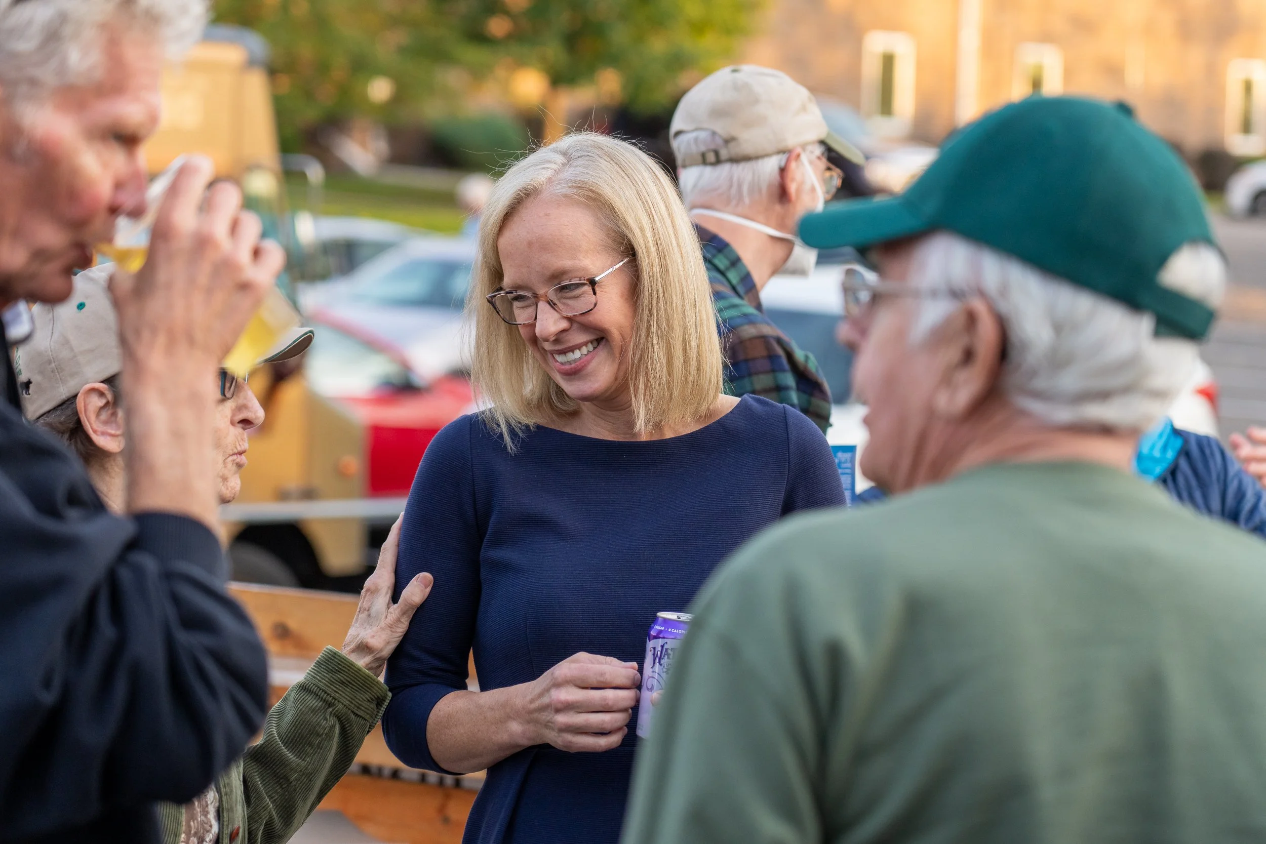 Volunteer — Kelly Morrison for Congress