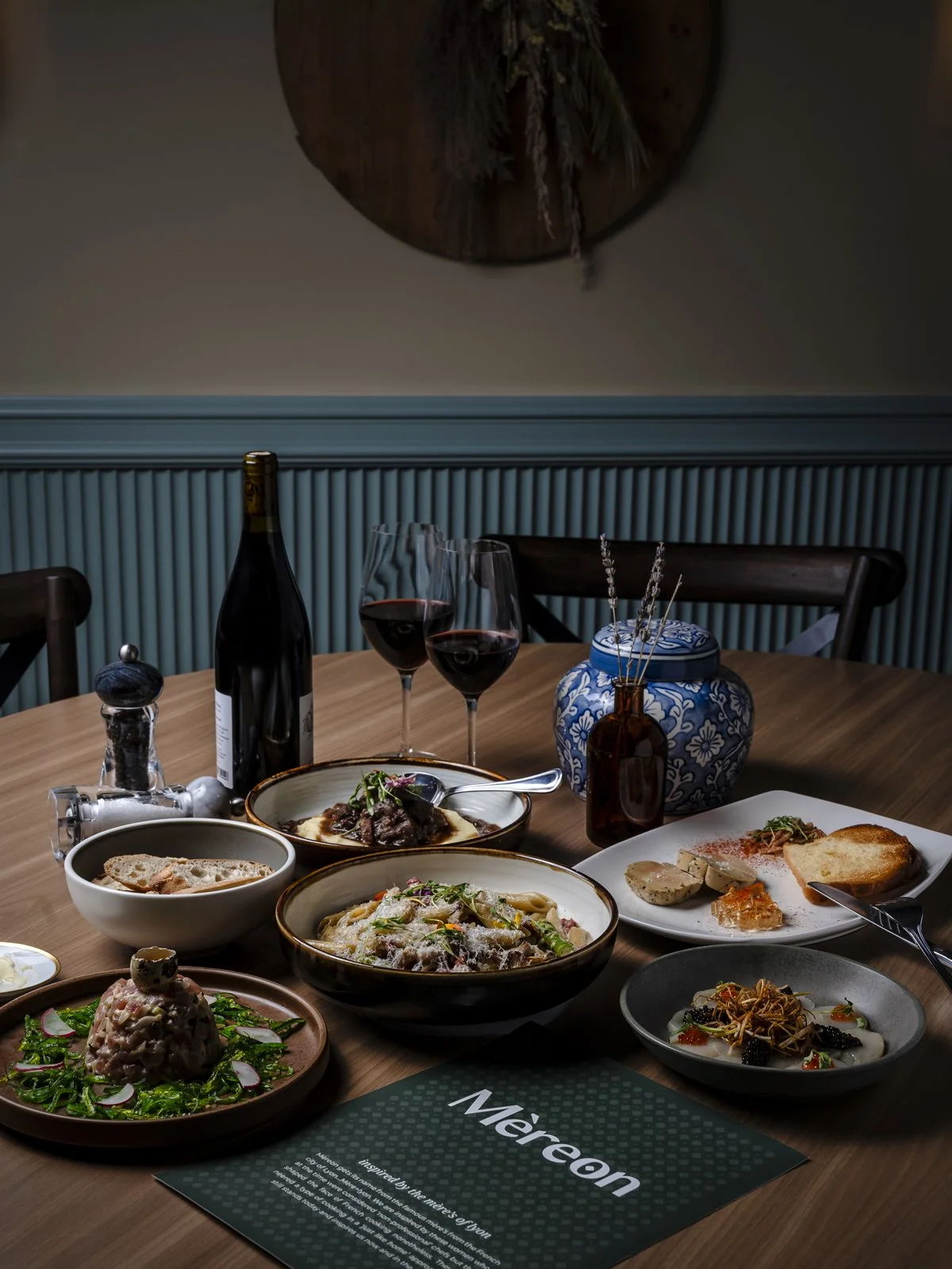 French Inspired Brunch, Happy Hour, and Dinner | West Vancouver