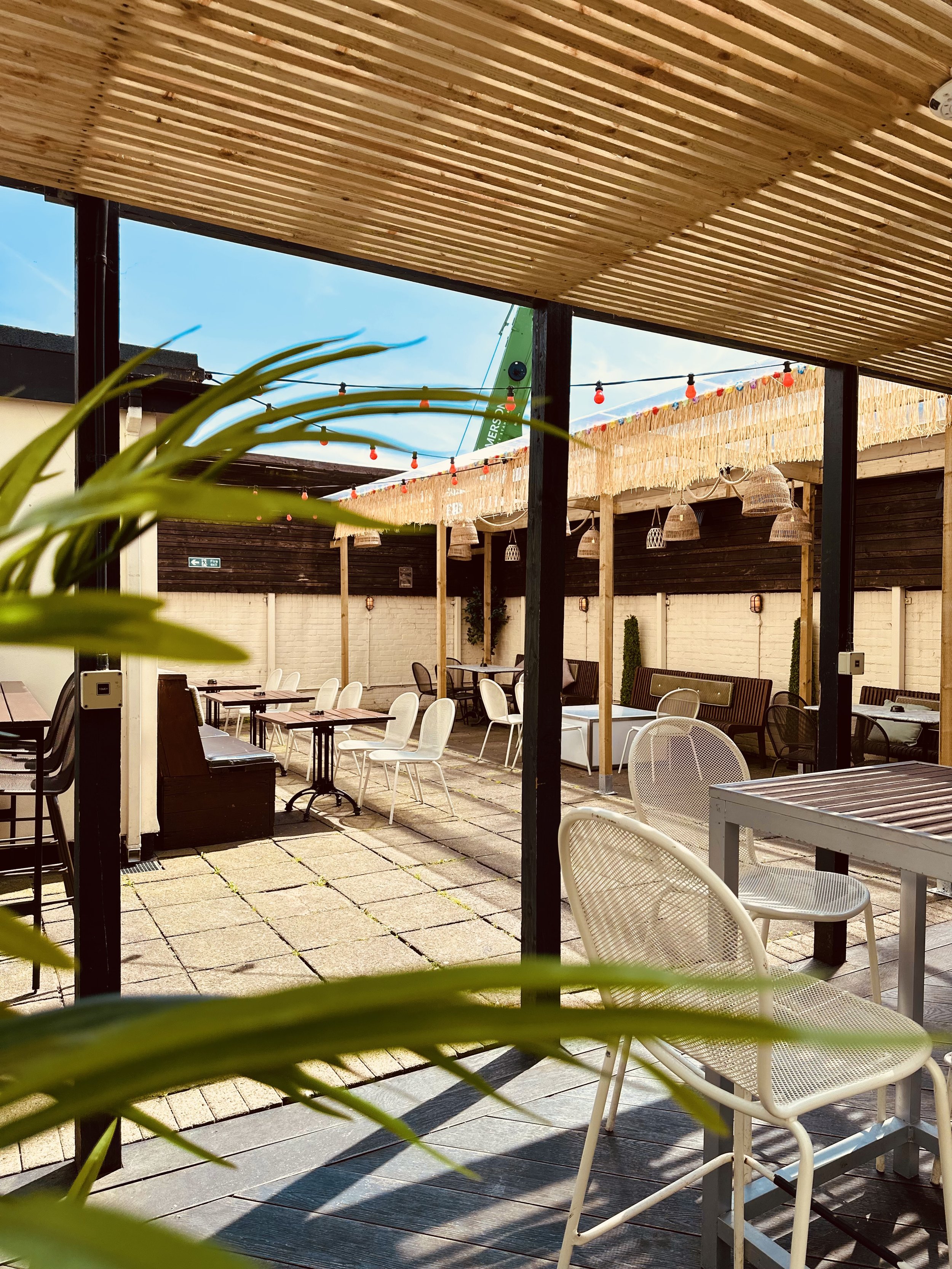 The Manor House Pub & Nightclub in Tunbridge Wells