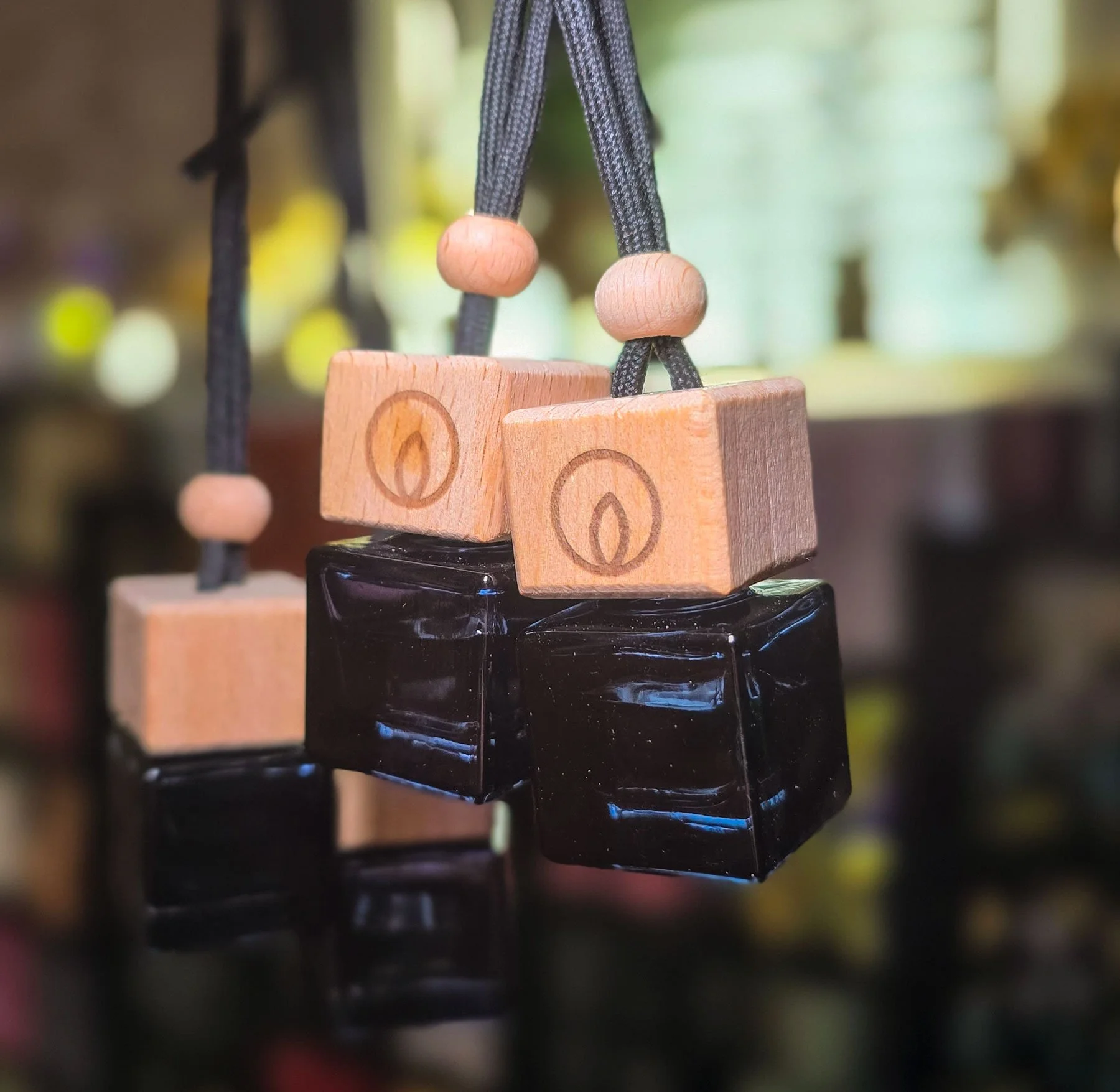 Book Your Candle Pouring Experience — Pour Candle Bar