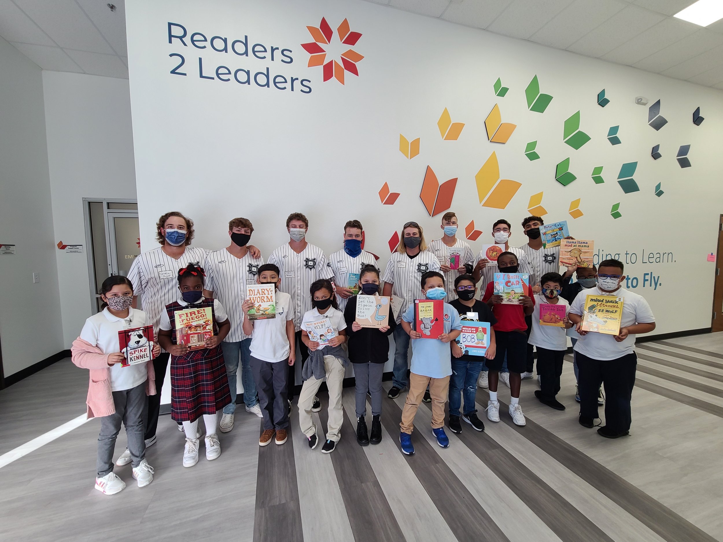Volunteer — Readers 2 Leaders