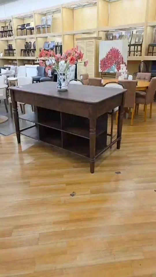 Naperville, Illinois — Wayfair Outlet