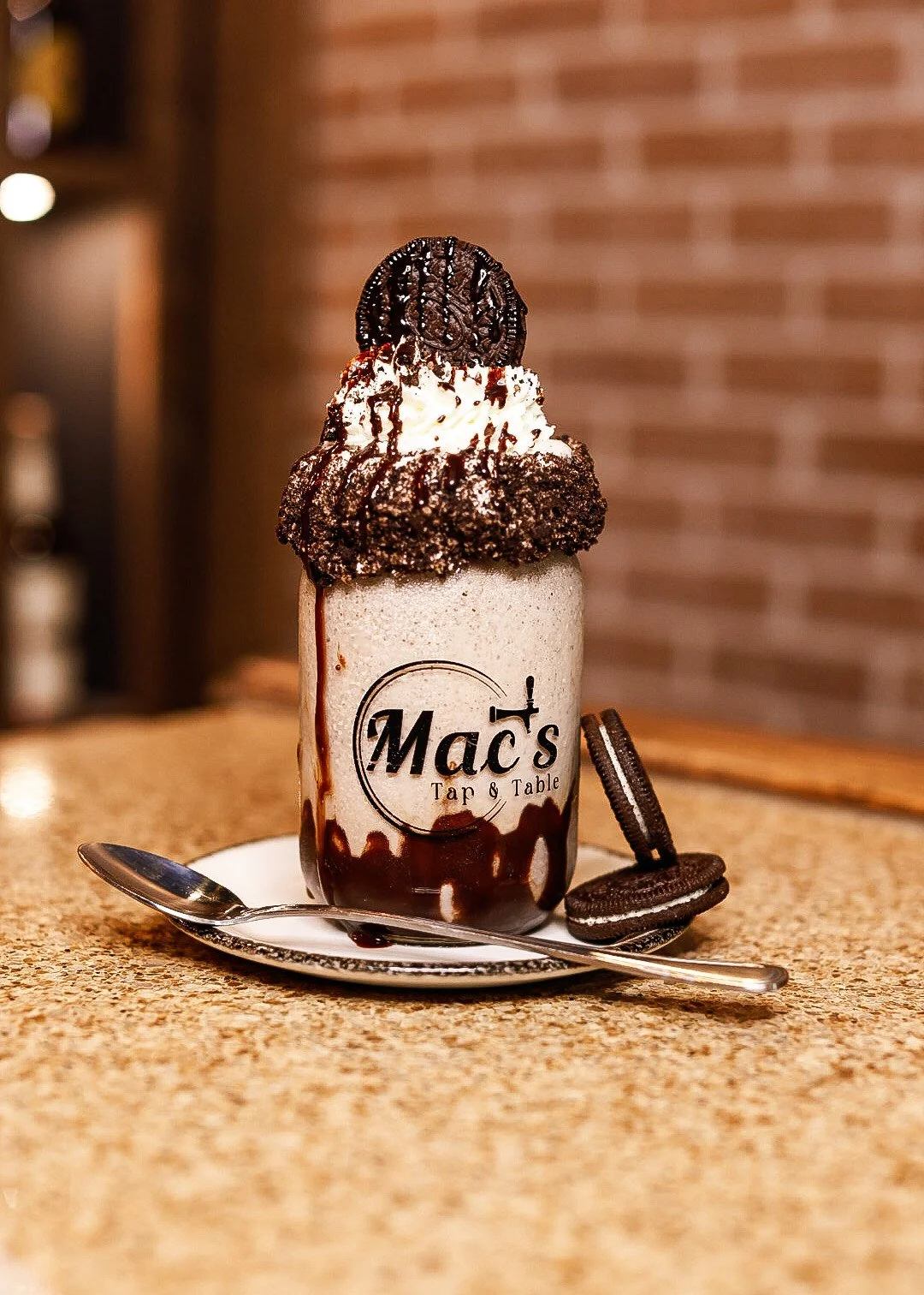 Mac's Tap & Table