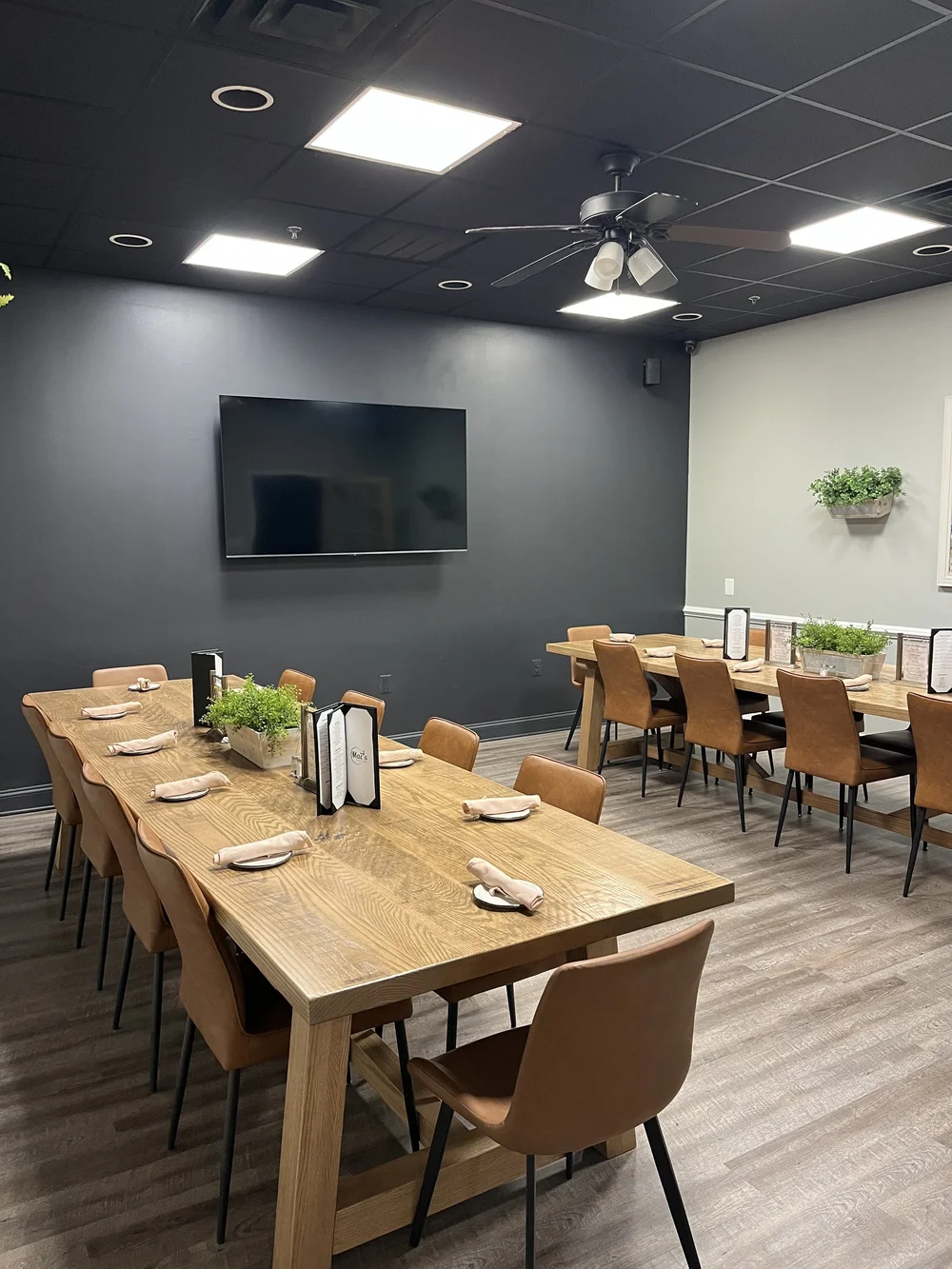 Services 1 — Mac's Tap & Table