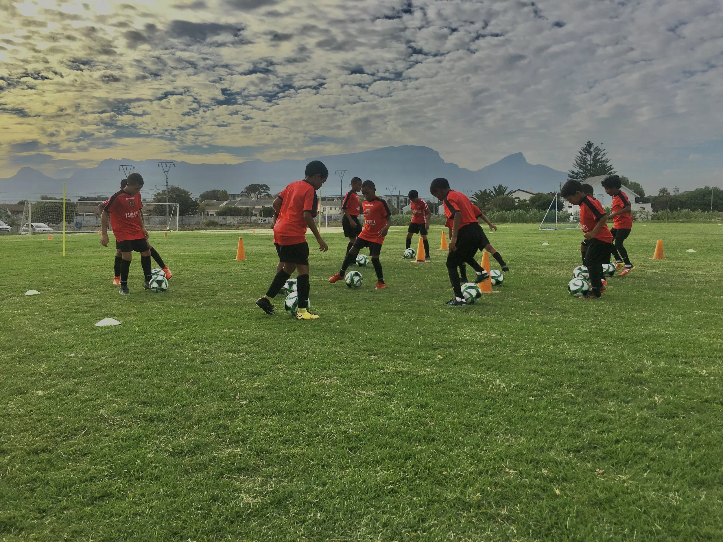 Skills School & Coaching Courses — Ubuntu Football