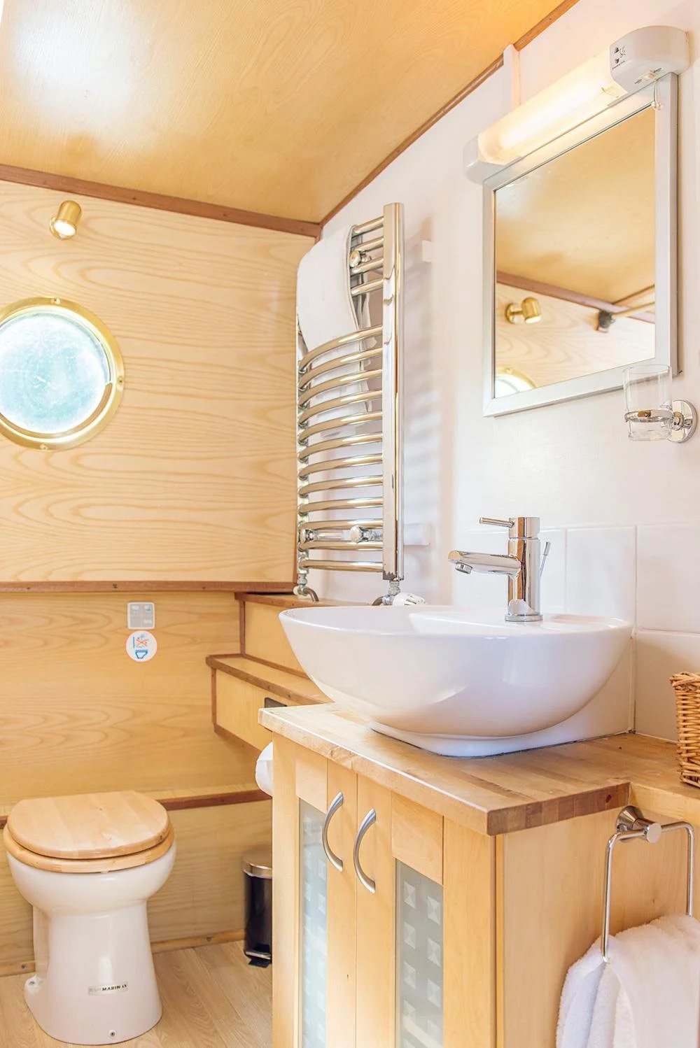 Moonbeam — CRUISE ENGLAND