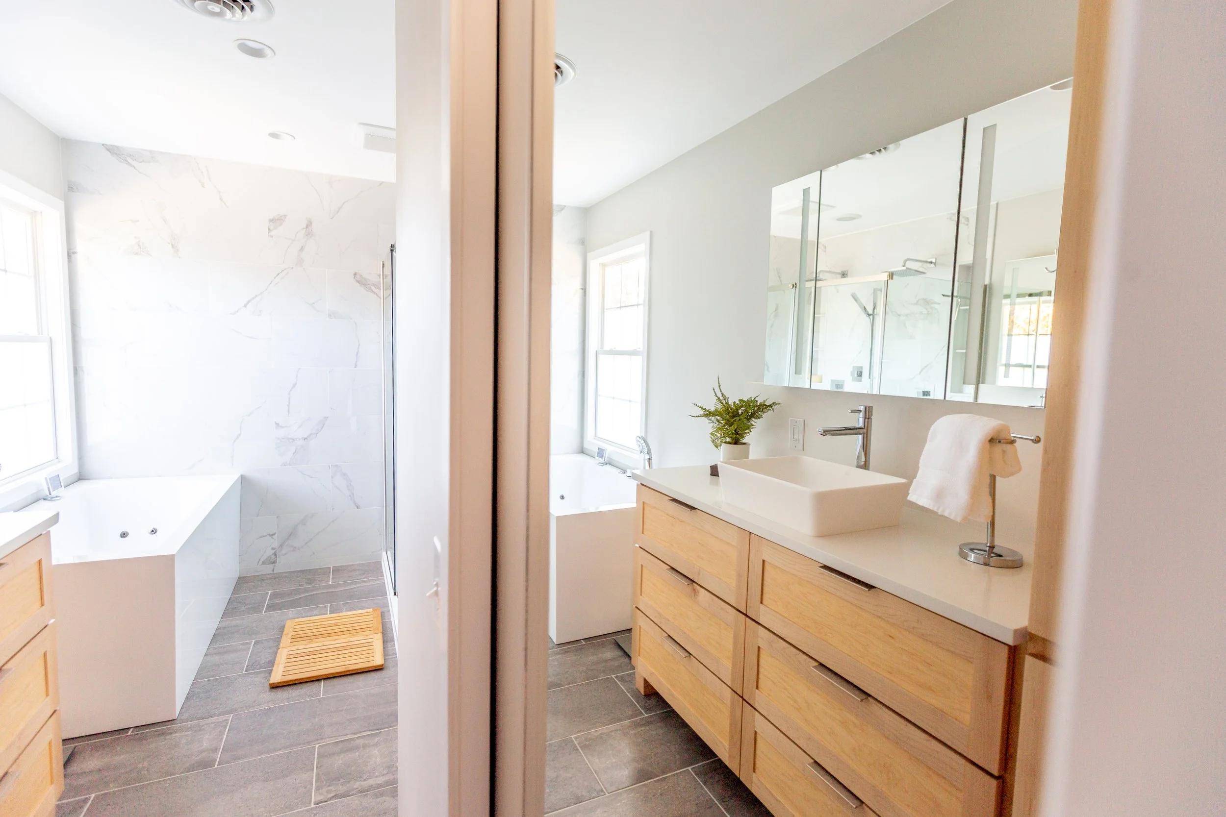Clean Modern Bath — Ruth Truman Interiors