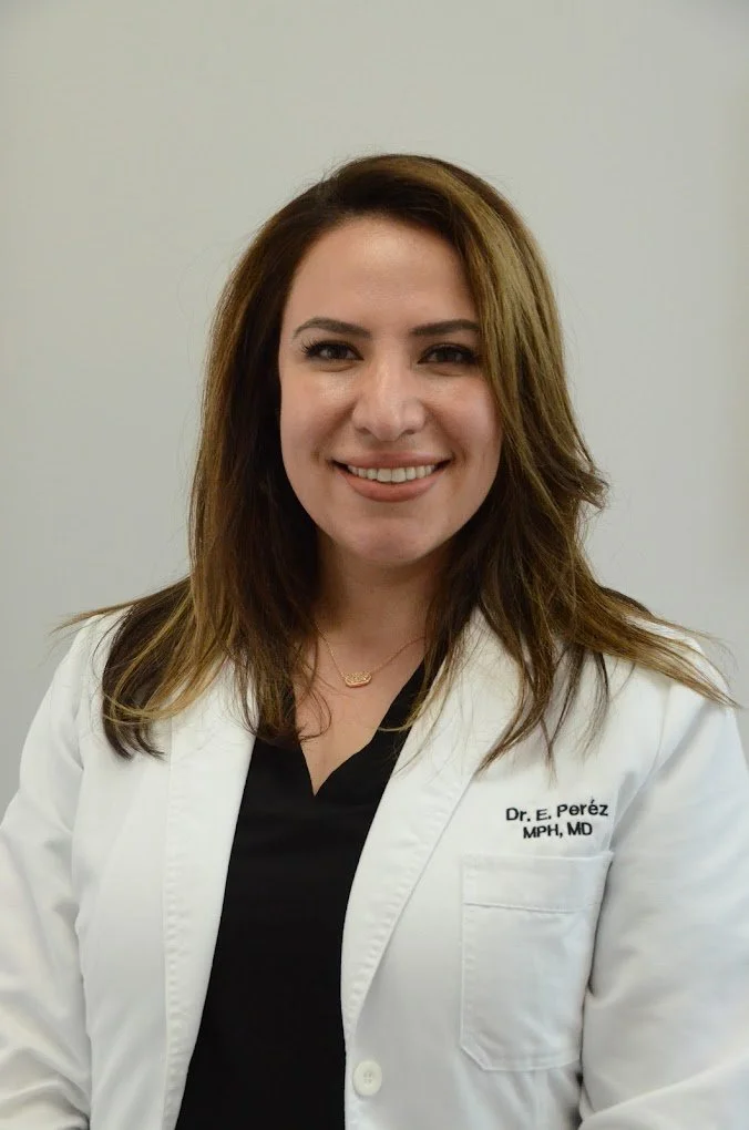 Meet Our Team — Très Jolie