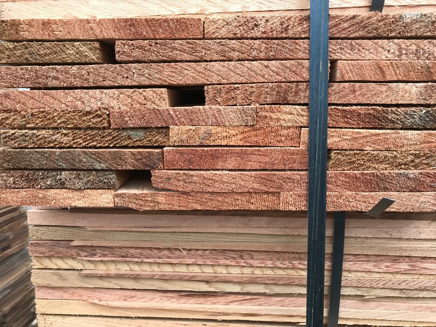 Western Red Cedar shakes and shingles — Cedarwood