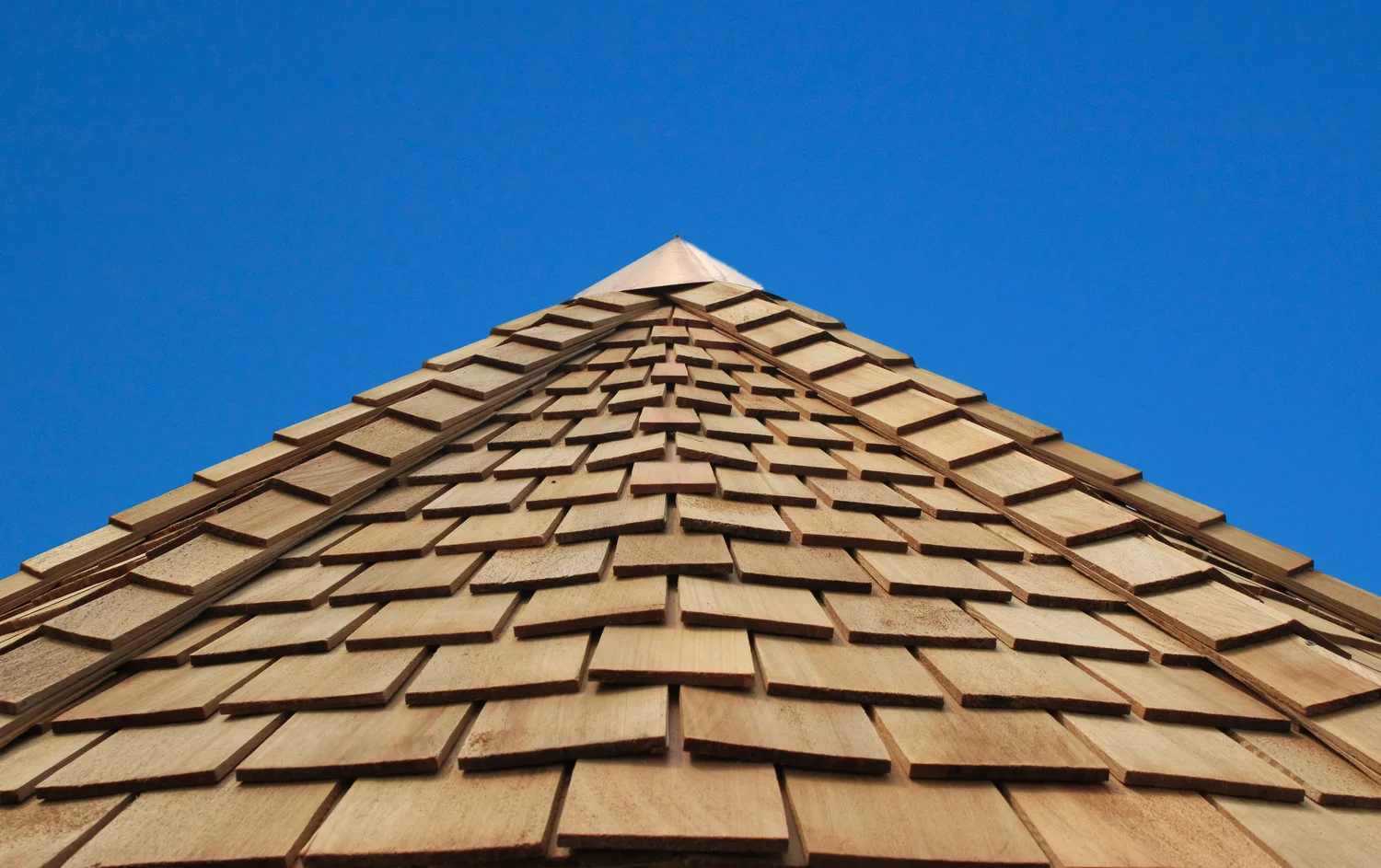 Western Red Cedar shakes and shingles — Cedarwood