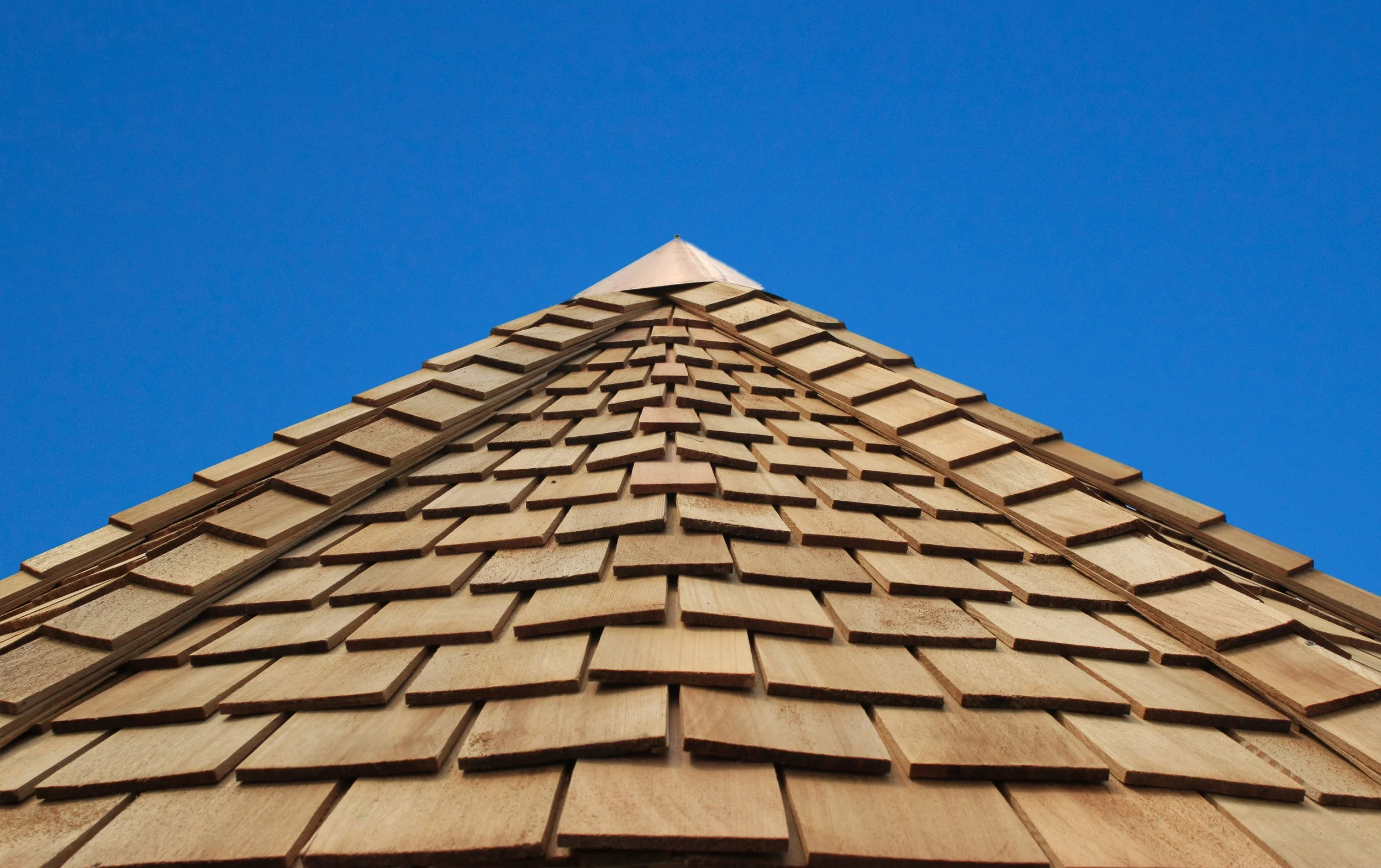 Western Red Cedar shakes and shingles — Cedarwood