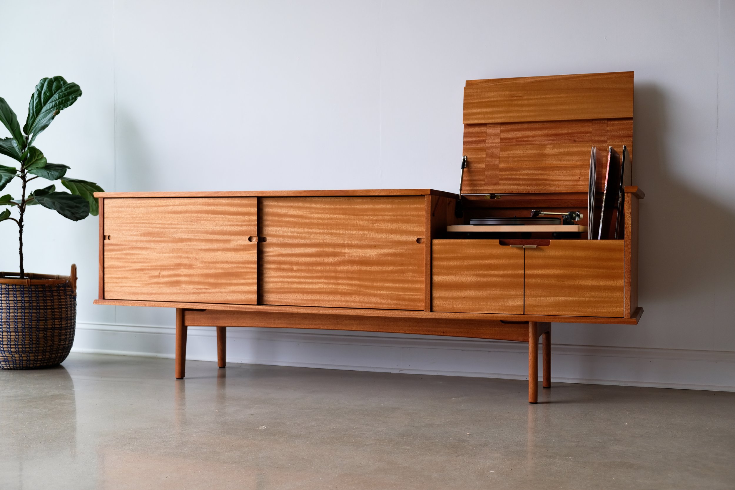 The Crosby | HiFi Record Player Media Console