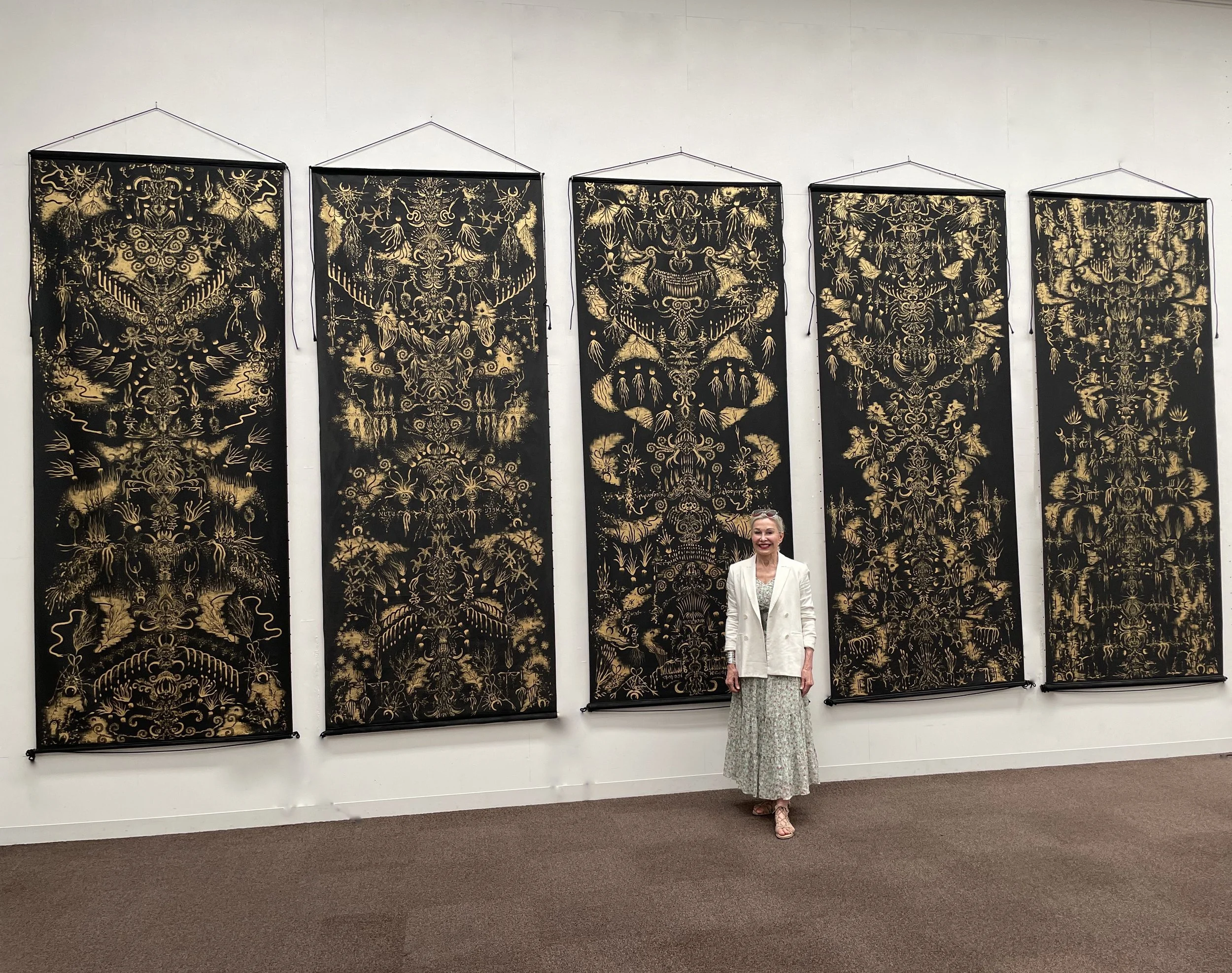 Dark Energy: Black & Gold at Tokyo Metropolitan Art Museum, Japan ...