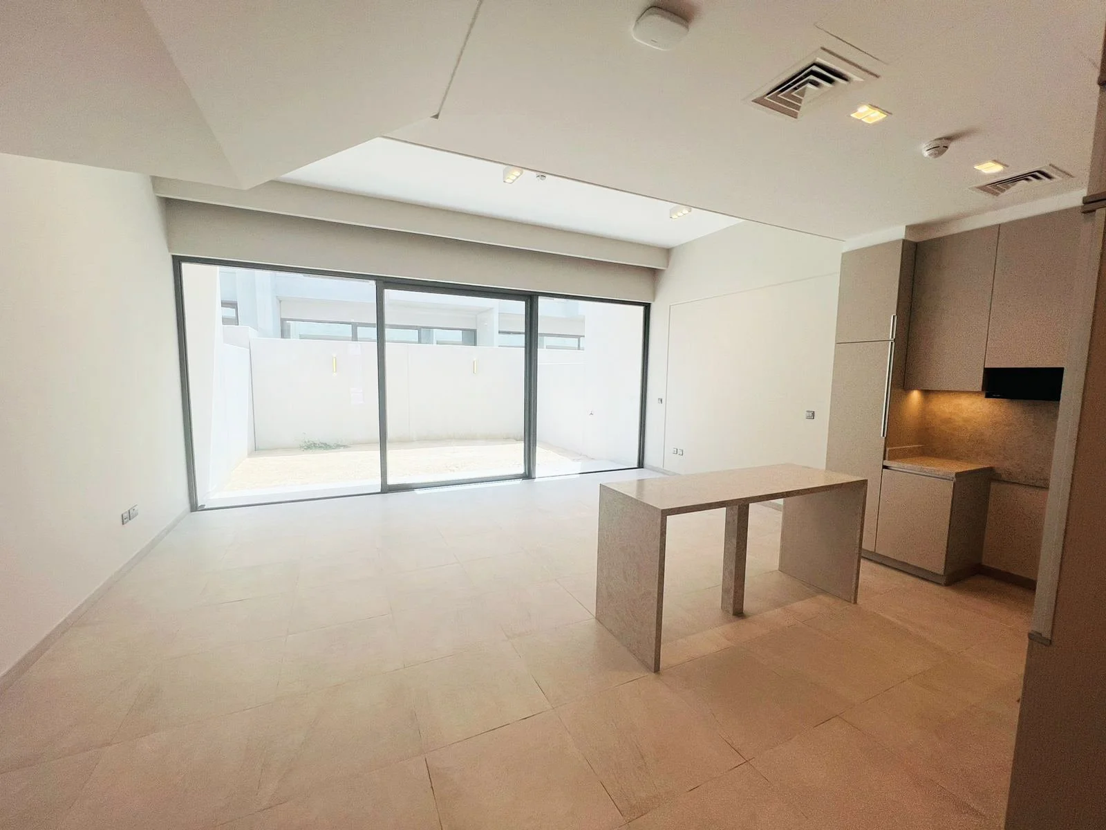 Icona Property - Buy, Rent, Sell & Lease a Property in Dubai, UAE