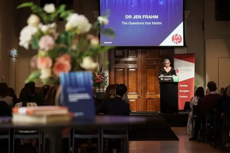 Blog — Dr Jen Frahm