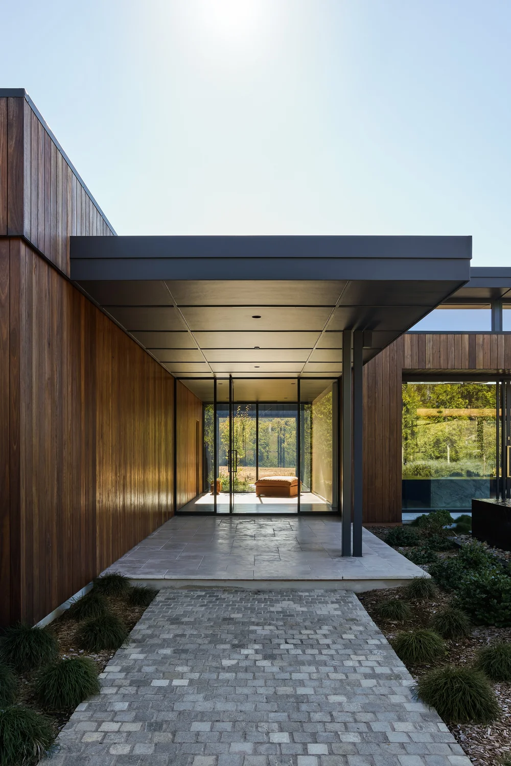 Brookfield House - Upper Brookfield, Qld — Lightbody Architects