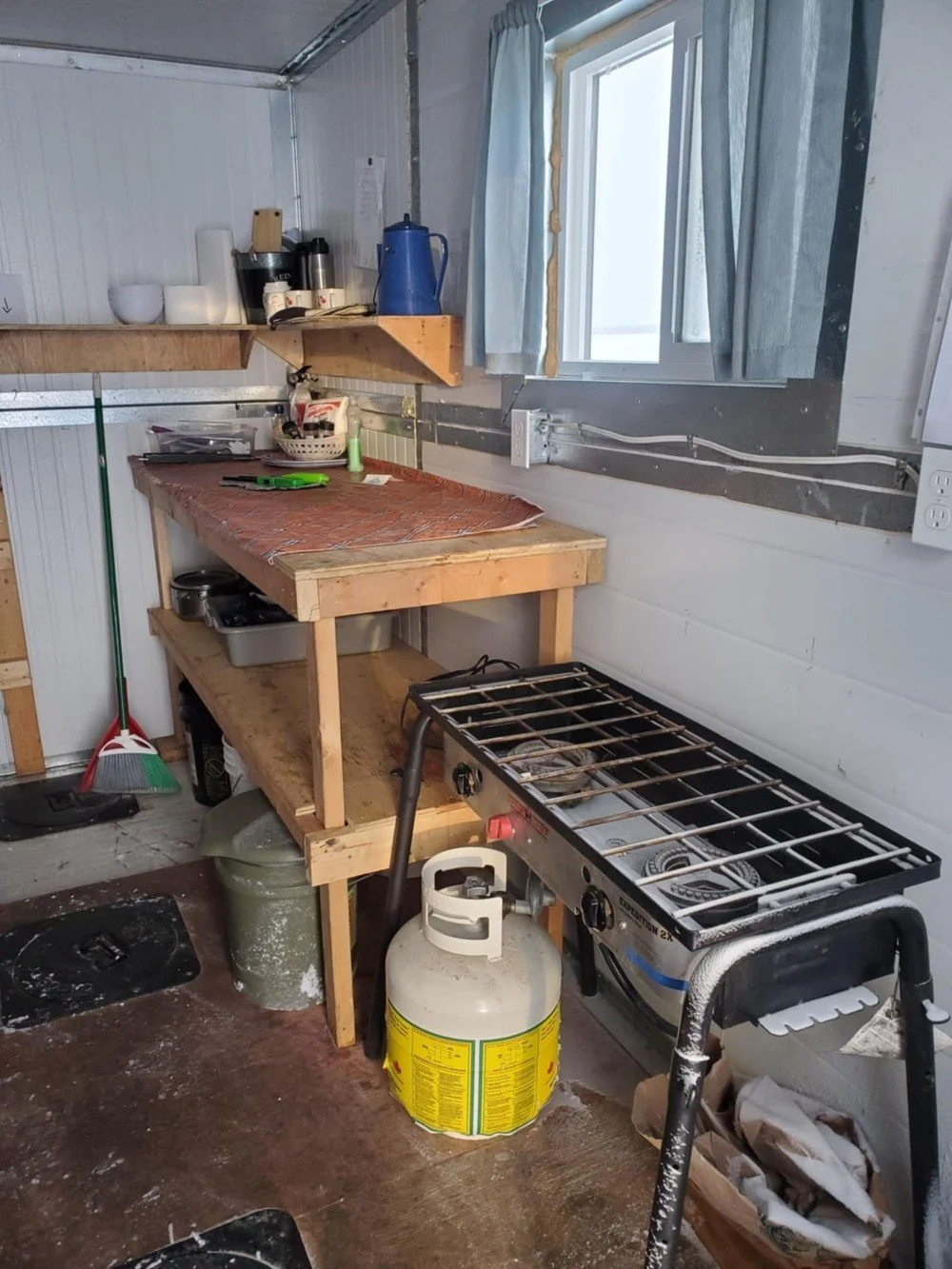 Ice Shack Rentals: Your Gateway to Slave Lake's Premier Ice Fishing ...