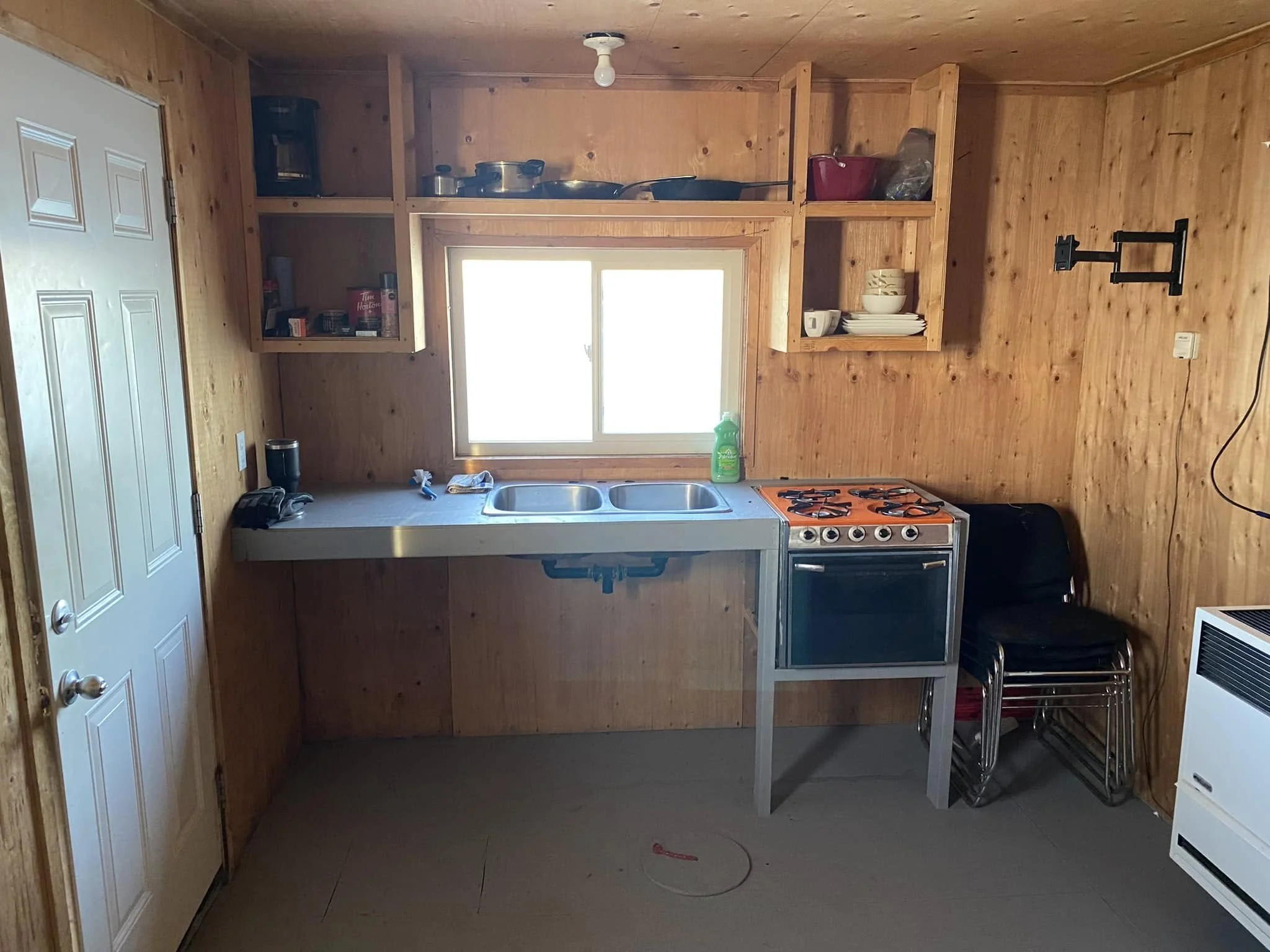 Ice Shack Rentals: Your Gateway to Slave Lake's Premier Ice Fishing ...