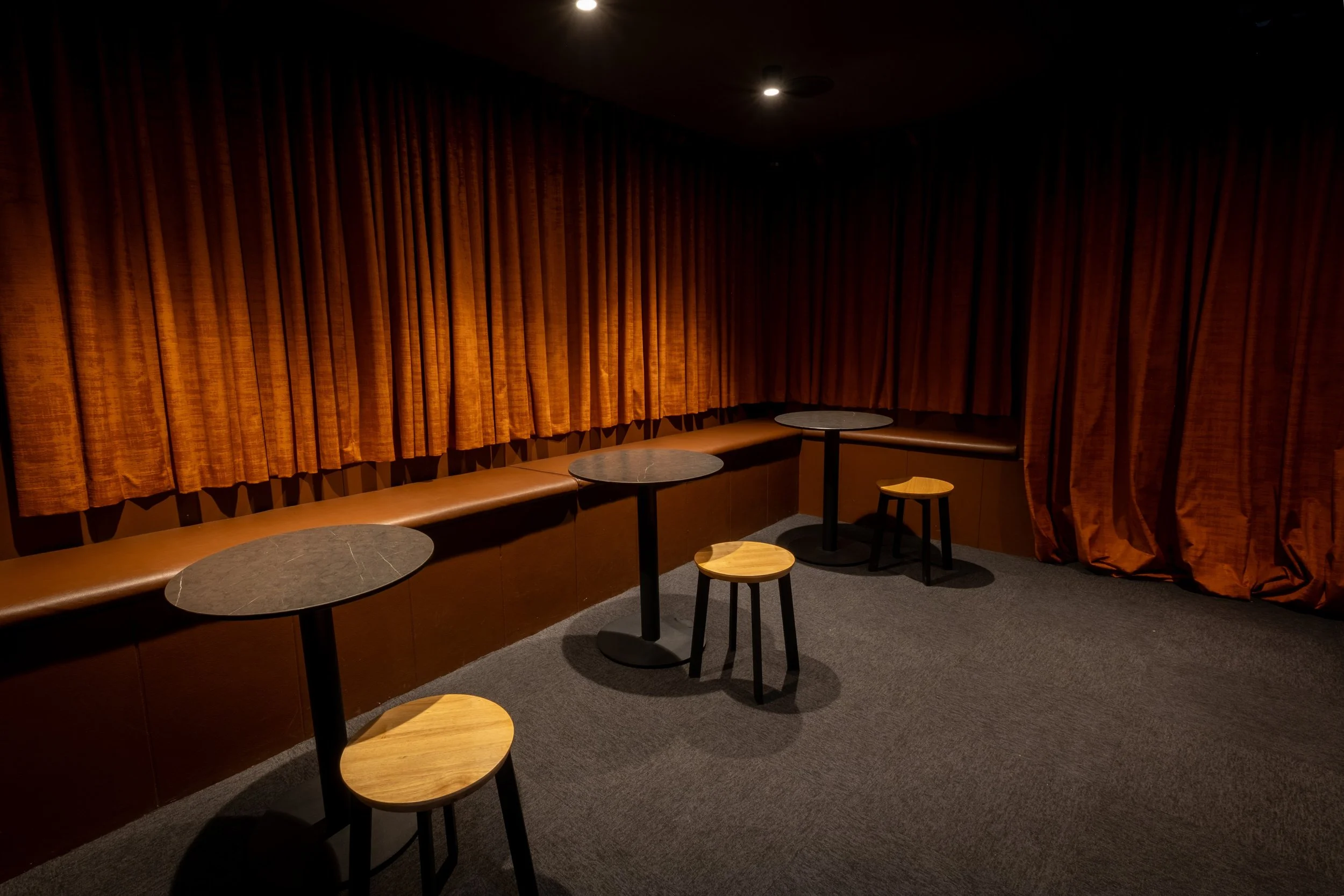 EVENTS — BAR BLANCO