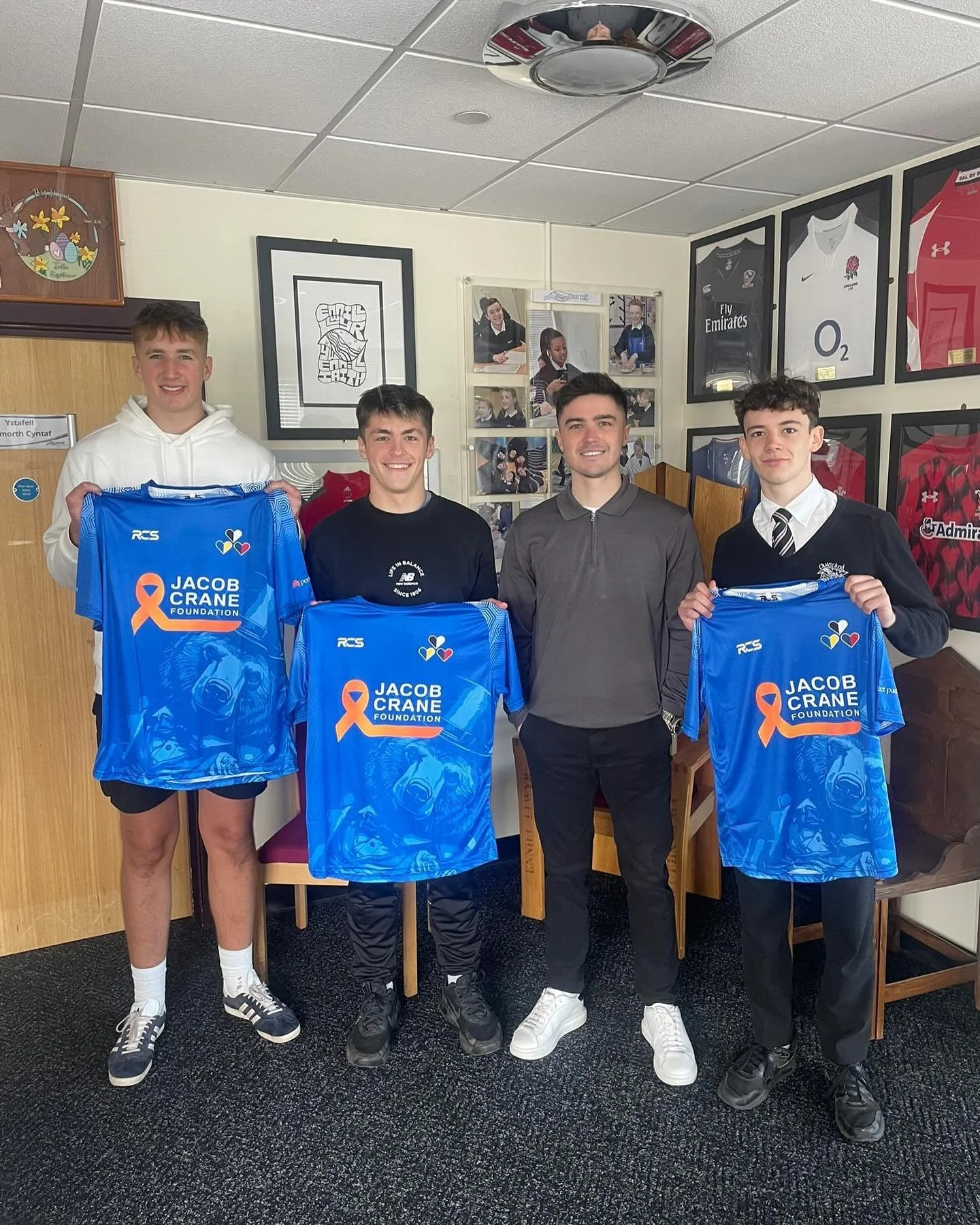 Staff — Ysgol Gyfun Gymraeg Bryn Tawe