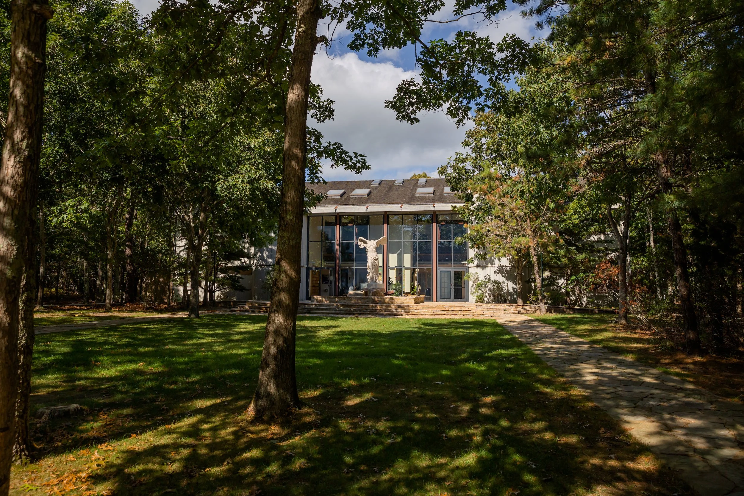 Campus — Ross School