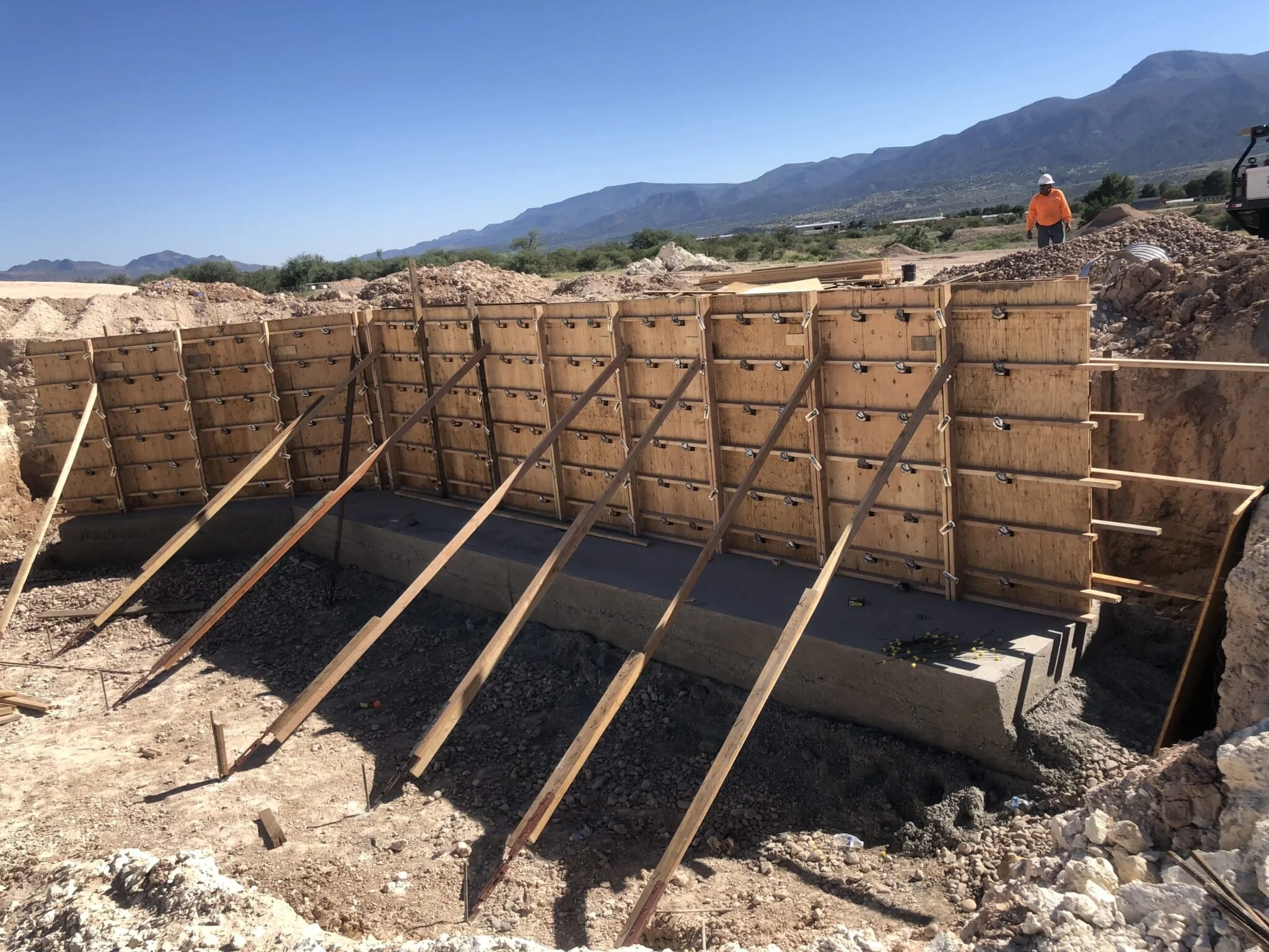 Stem Wall Vs. Concrete Pad — Alvarez Masonry & Concrete