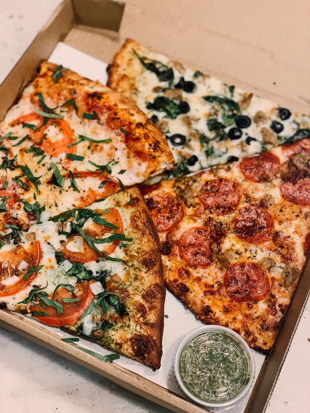 Headies Pizza & Pour