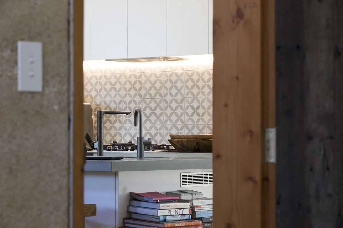 Eternity Beach House Belongil | Artistic Sustainable Home | Balanced ...