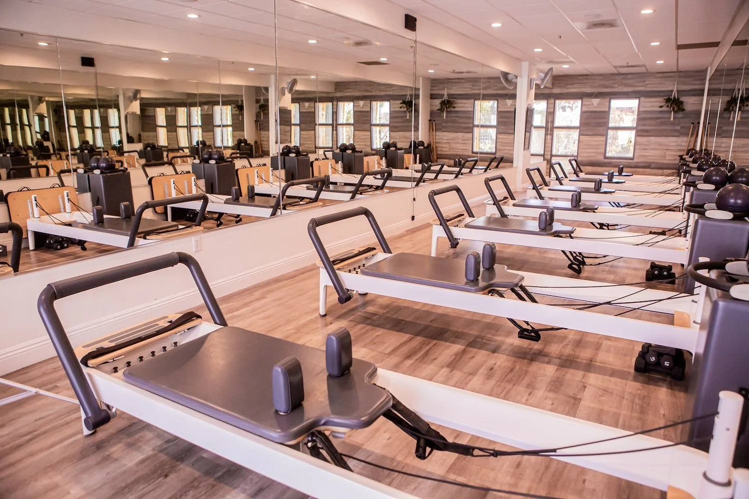 Studio Reform Pilates | Athletic Group Reformer Pilates