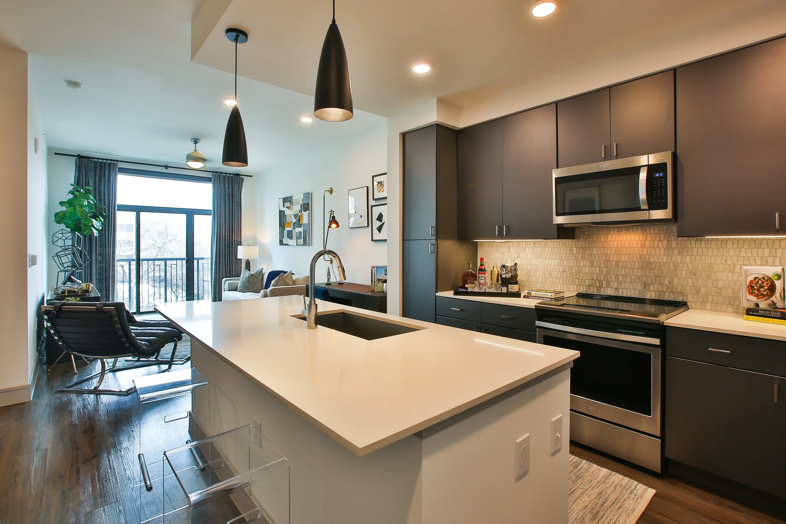 South Main Building - Luxury Apartments in TMC | Discover Modern Living ...