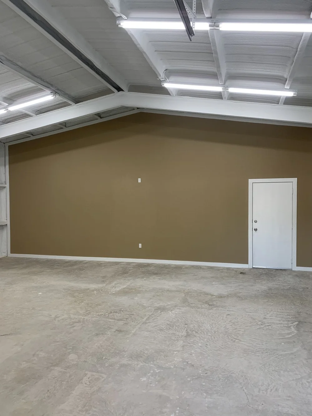 Weatherford Metal Building — KL Concrete and Construction