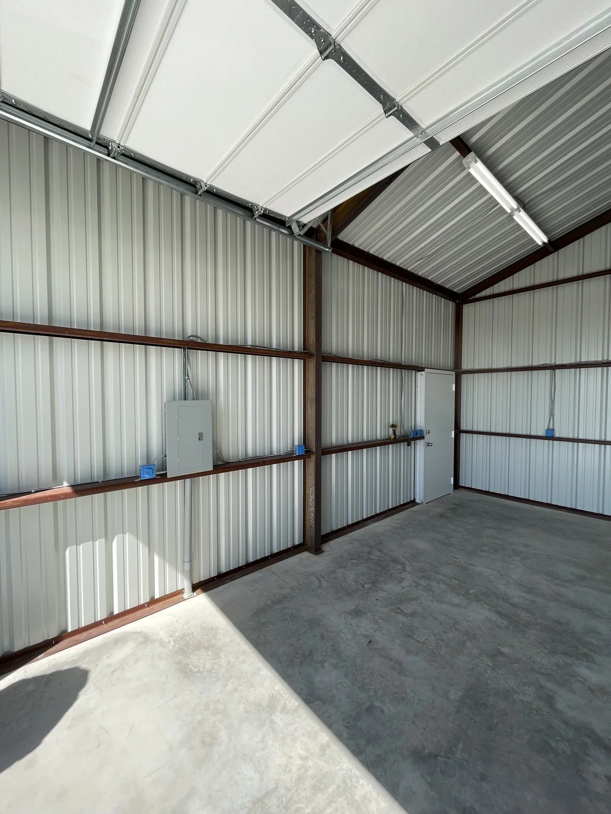 Azle Metal Building — KL Concrete and Construction