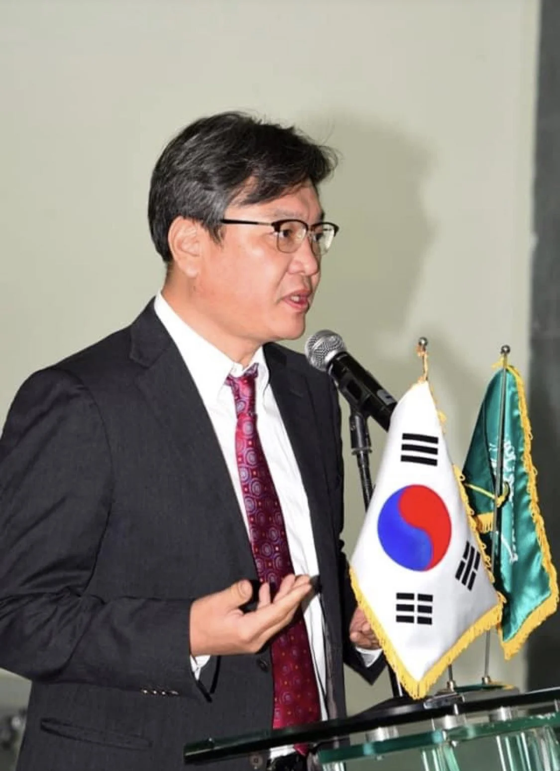 A BOUT US ｜APM Technologies