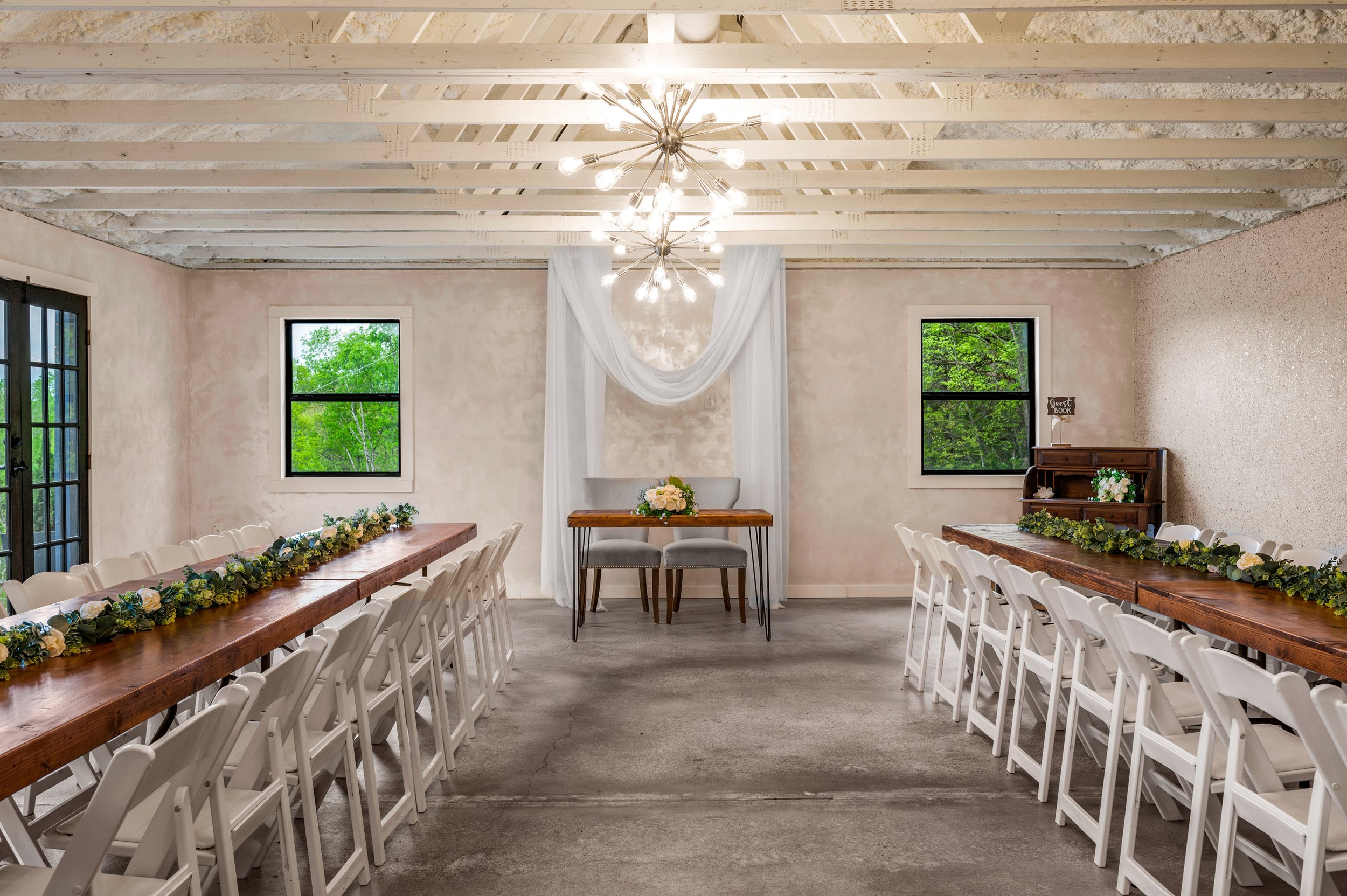 BELLS WITH A VIEW EVENTS / Smoky Mountains Wedding Venue