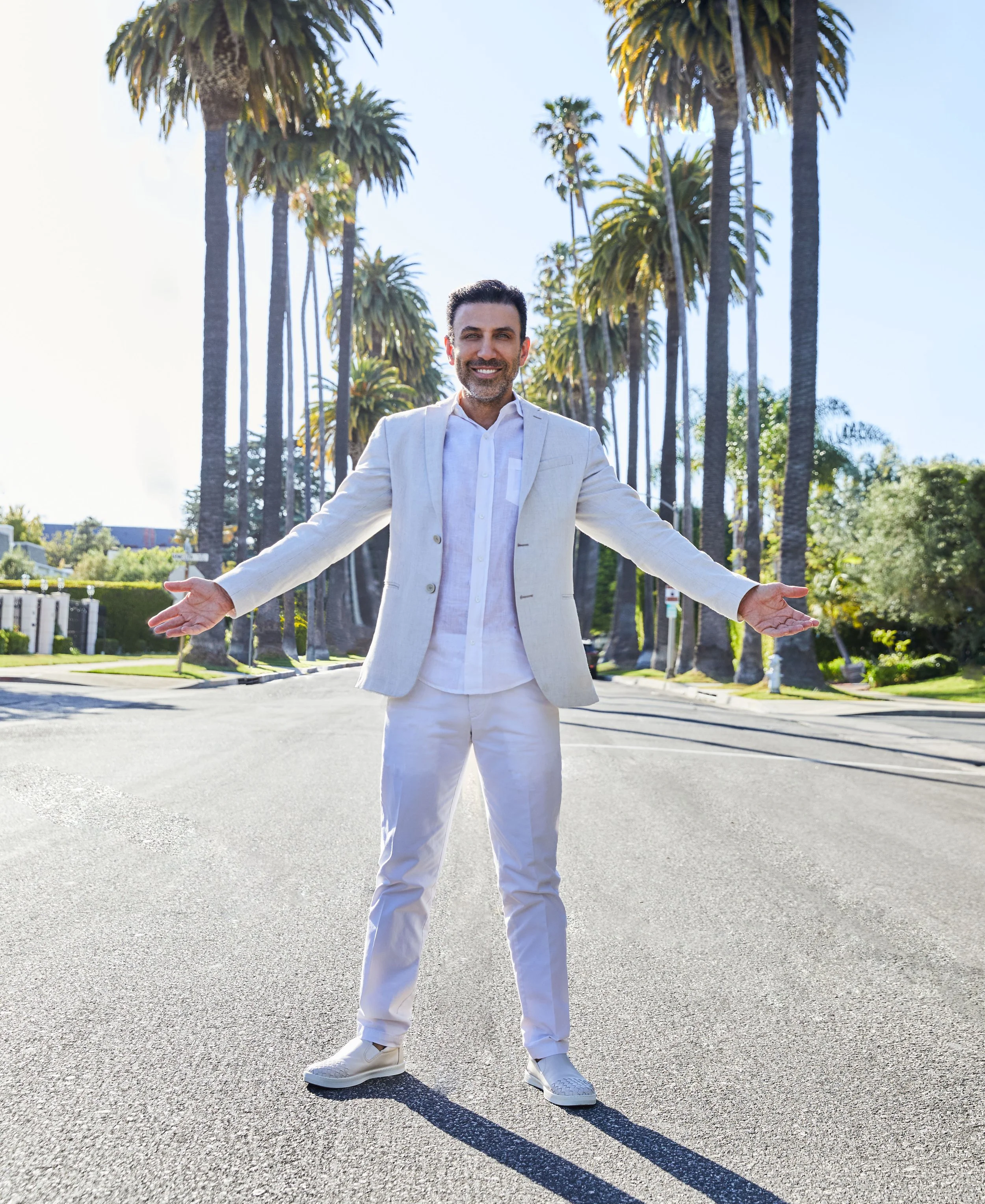 CVLUX Magazine | #LUXlife — LIVING SCULPTURE