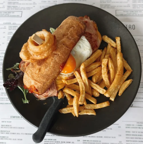 BISTRO — MORNINGTON HOTEL