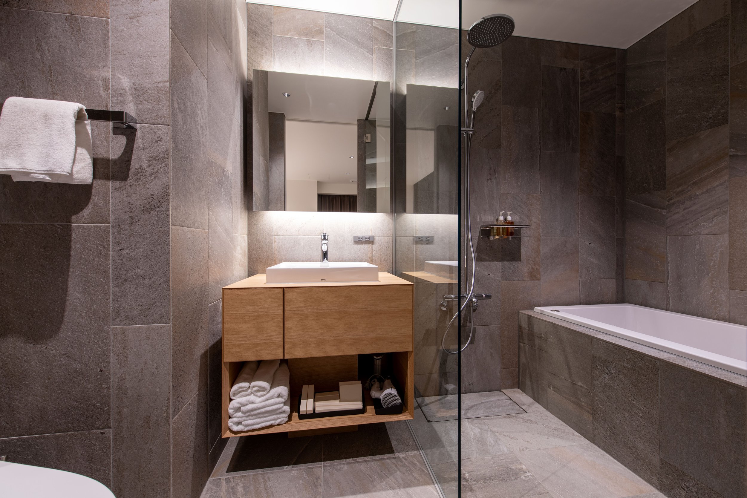 Intuition Niseko: Choose From 1 to 5 Bedroom Studios, Suites ...