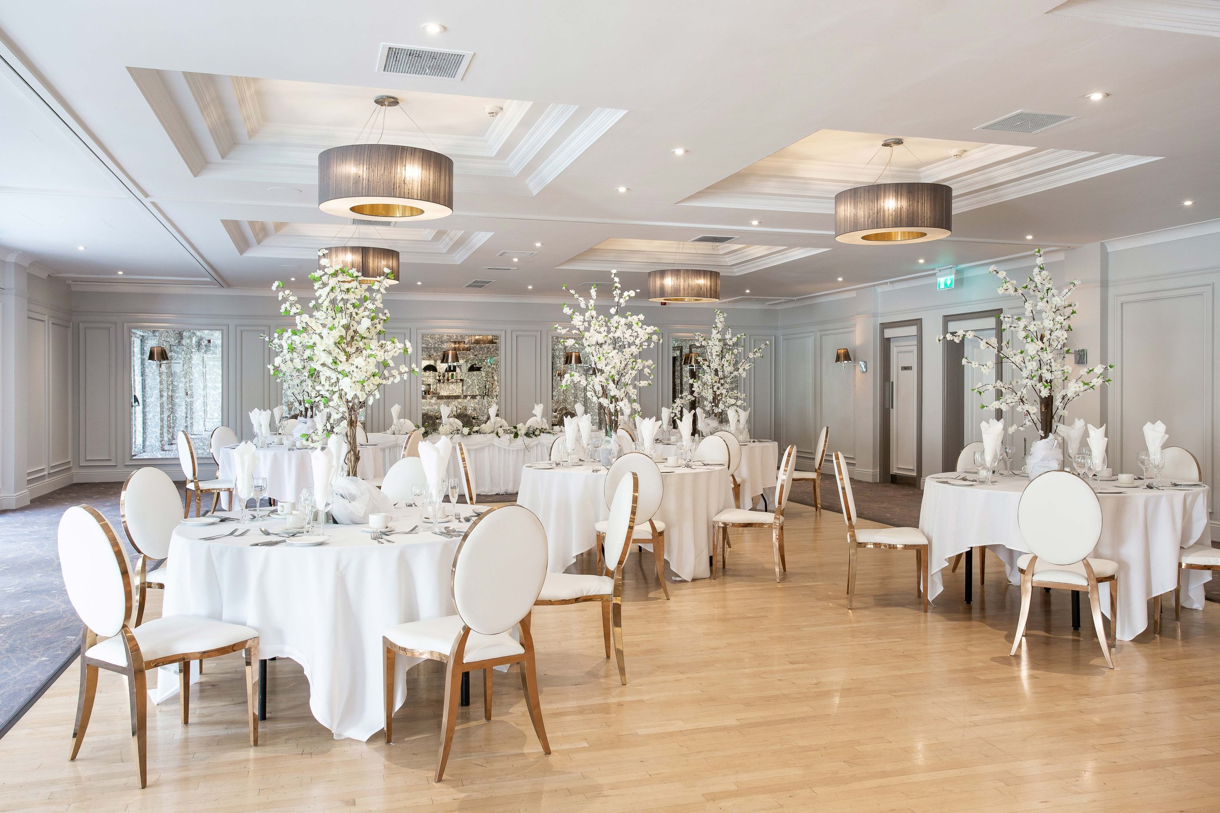 Wedding Venue Belfast | Ivanhoe Hotel In Carryduff