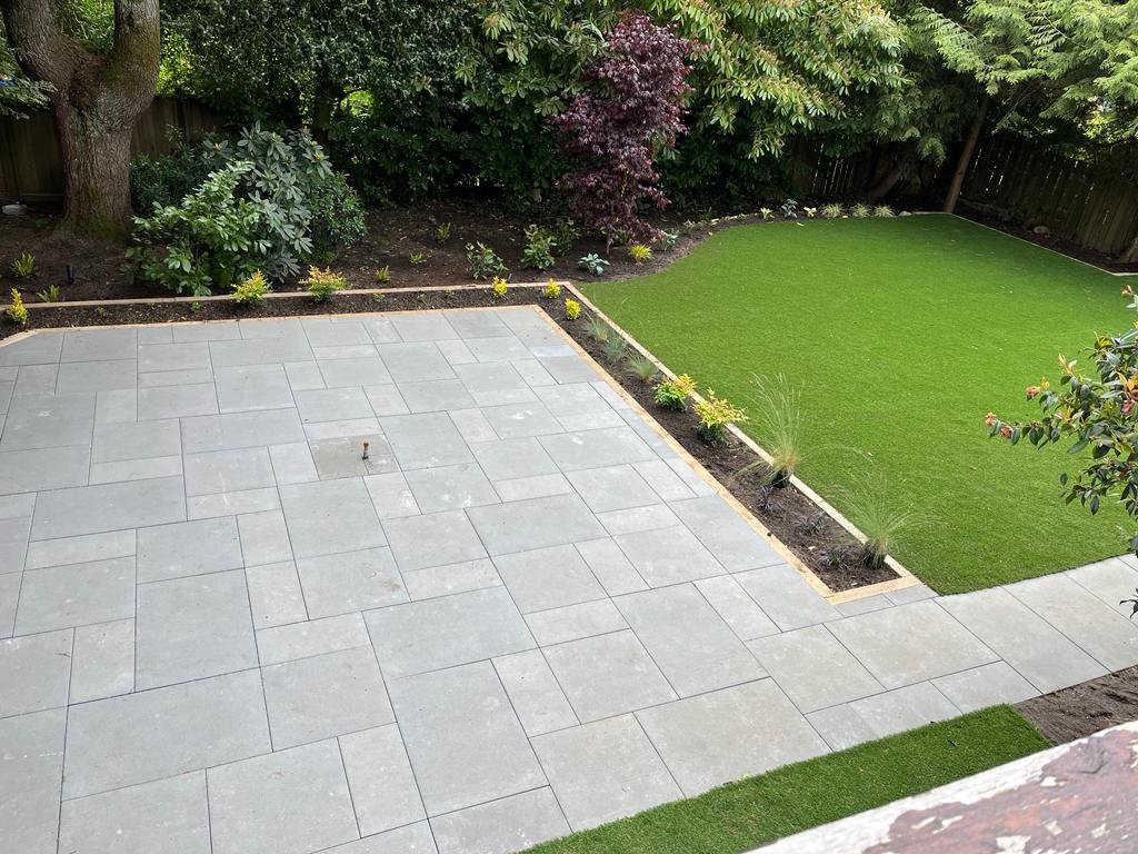 How to repair damaged pavers — Mountainscape Contracting