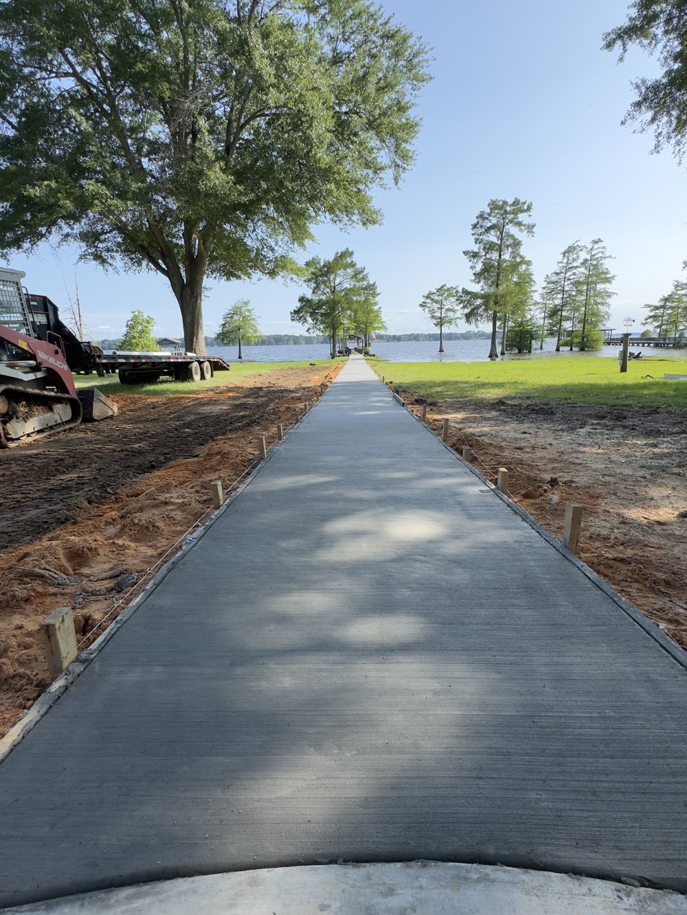 Ramirez Concrete LLC.