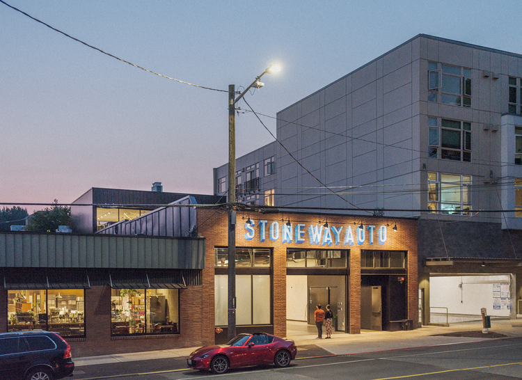 Stone Way Auto: Seattle Event Space | Unique Fremont Event Venue