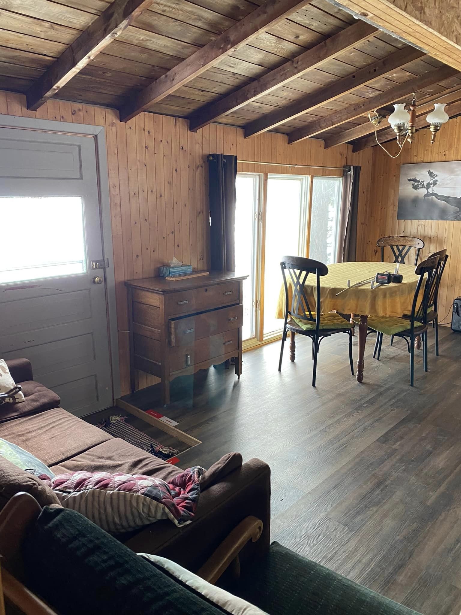 Cabin 5 - Cozy Creek — Poplar Point Camp