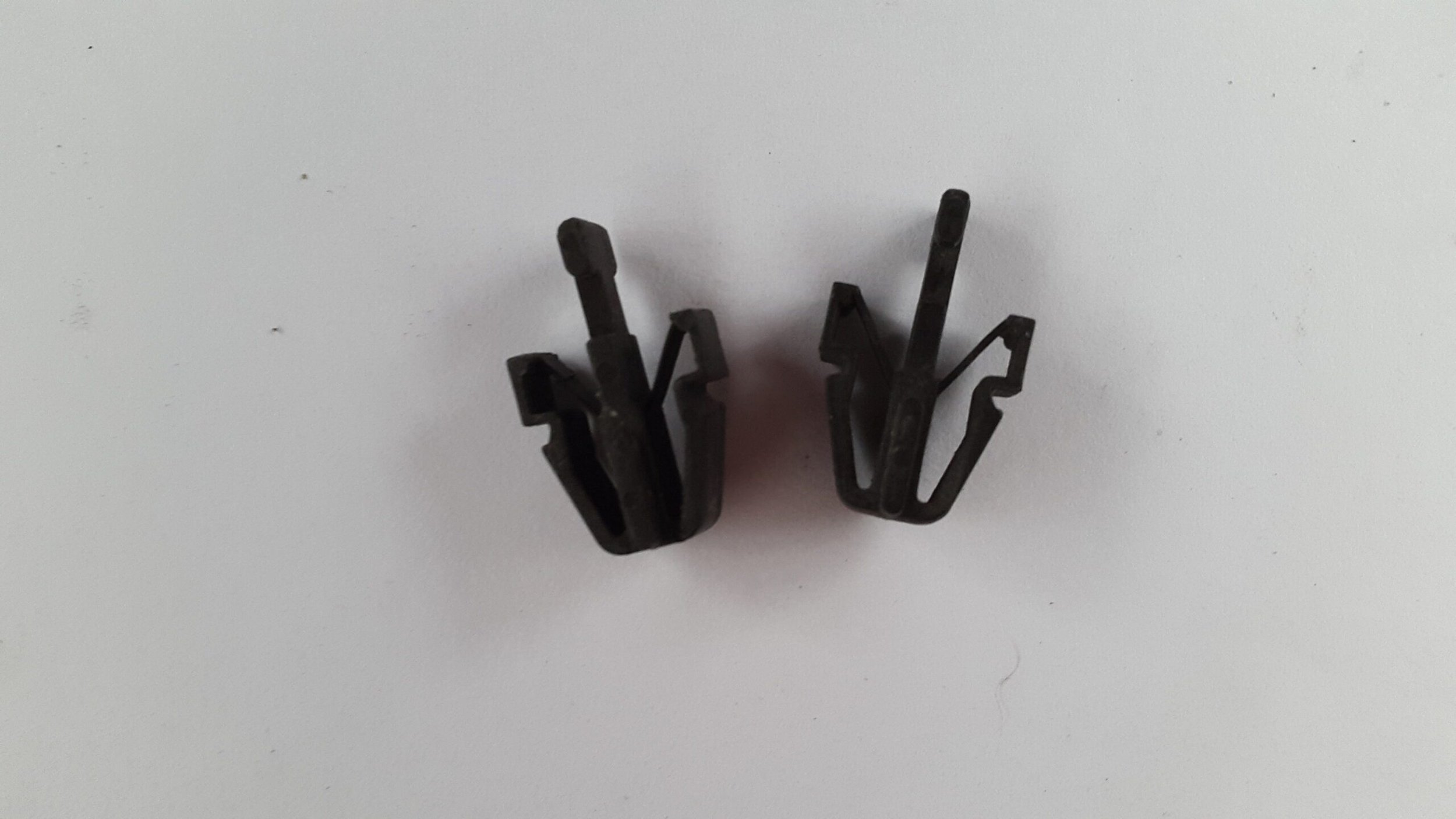 Grill Clips — Bongo Spares