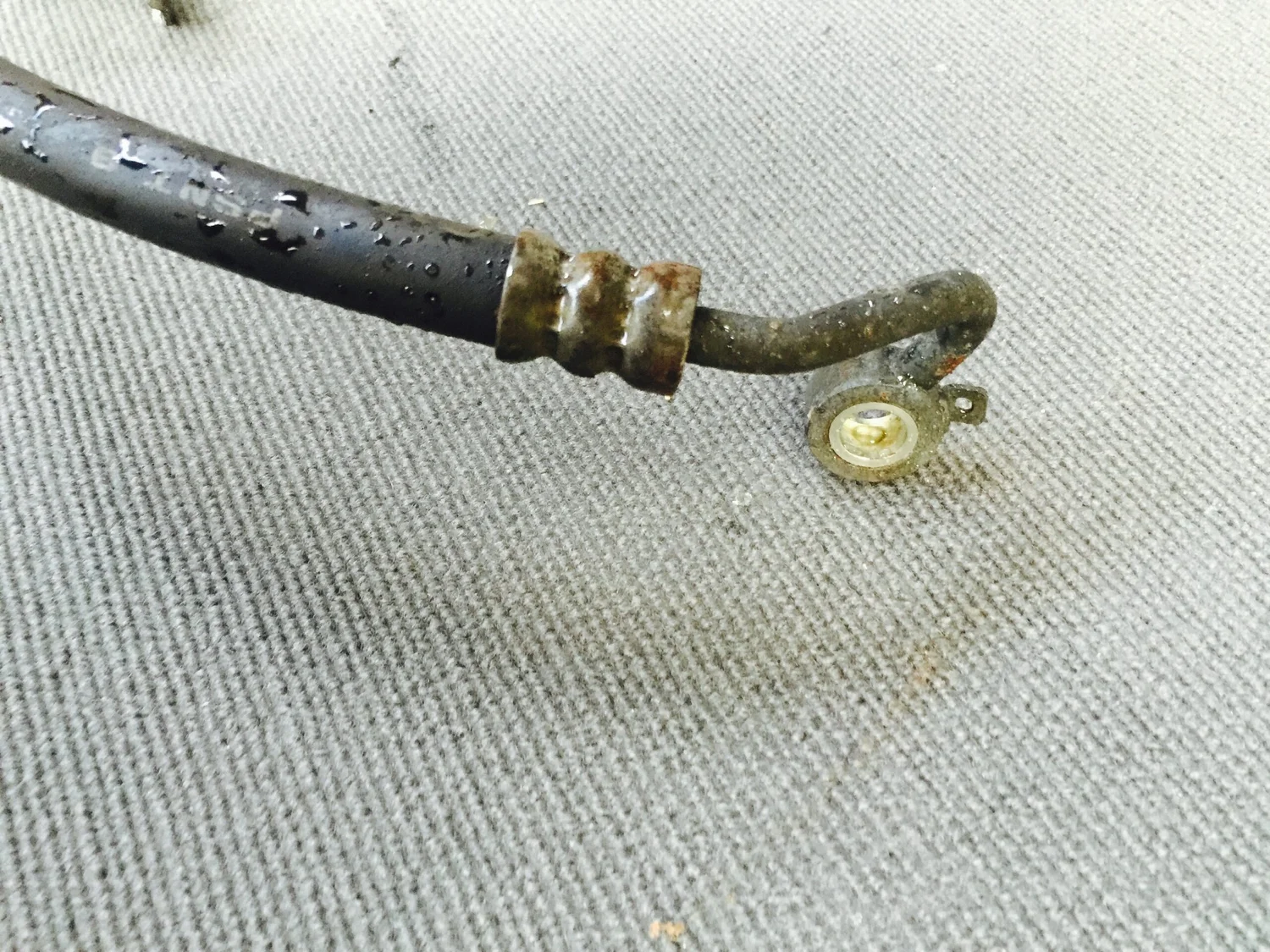 2.5TD Power Steering Pipe — Bongo Spares